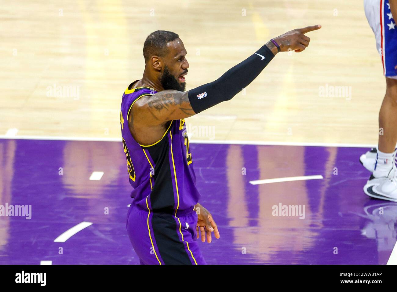Lebron james lakers 2024 hi-res stock photography and images - Alamy