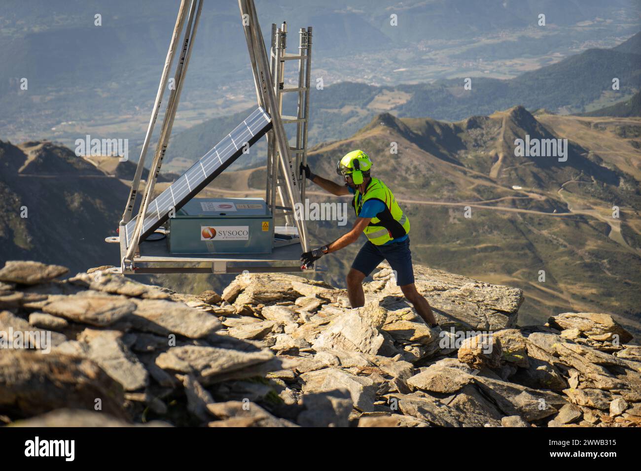 Report on a rescue device specializing in difficult mountain access ...