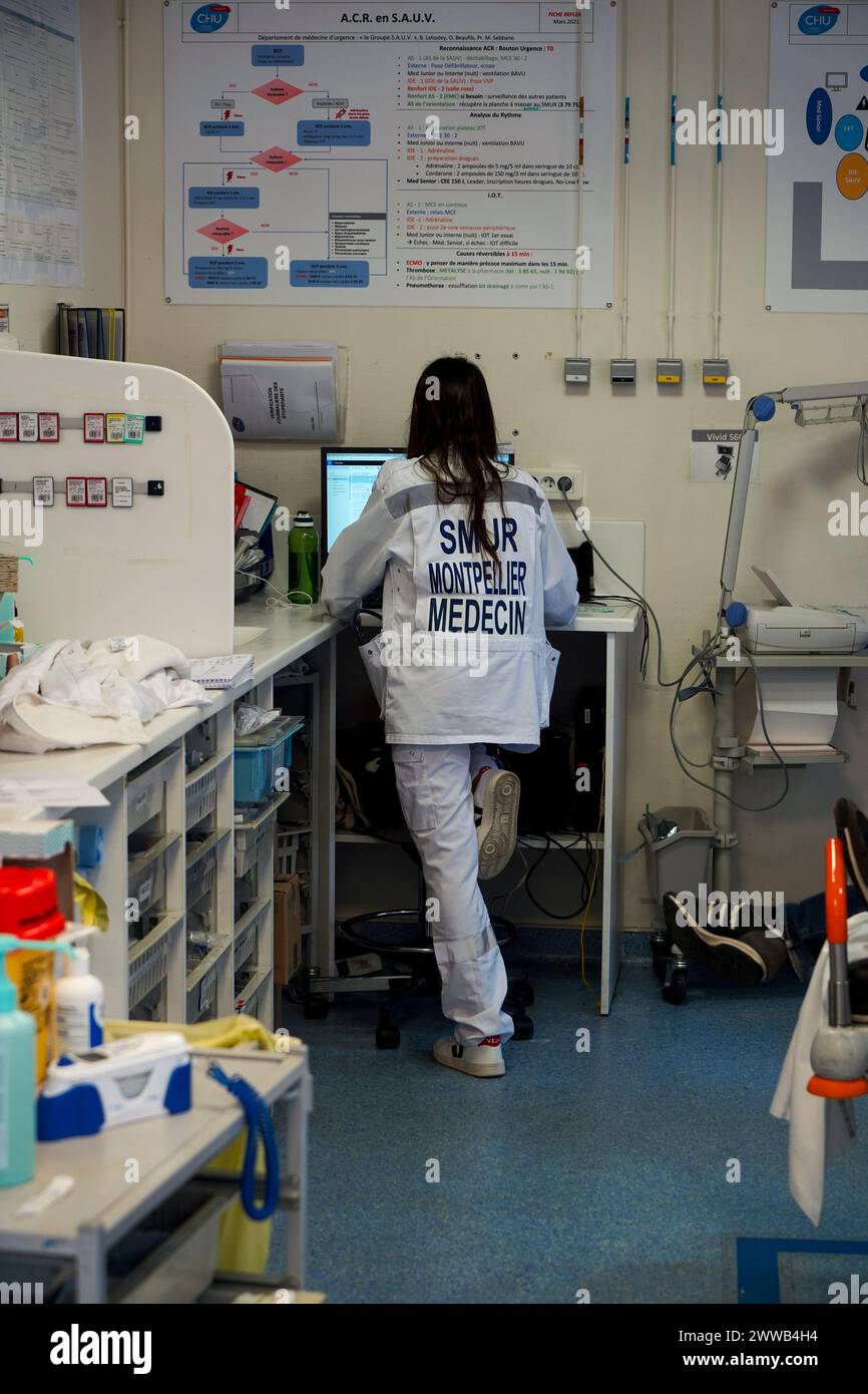Shock room in the intensive care unit of a university hospital Stock ...
