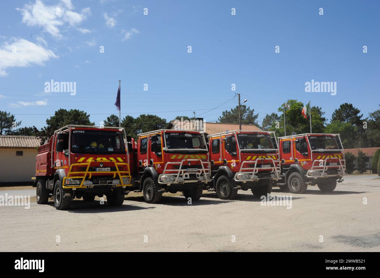 Gironde firefighters command center in charge of extinguishing and ...