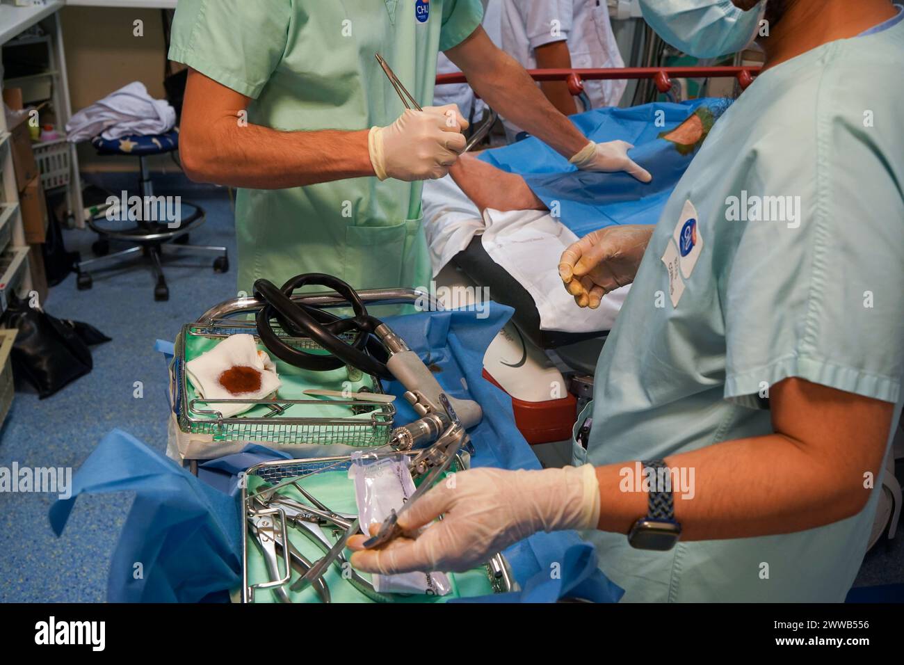 Patient in the shock ward in the intensive care unit of a university ...