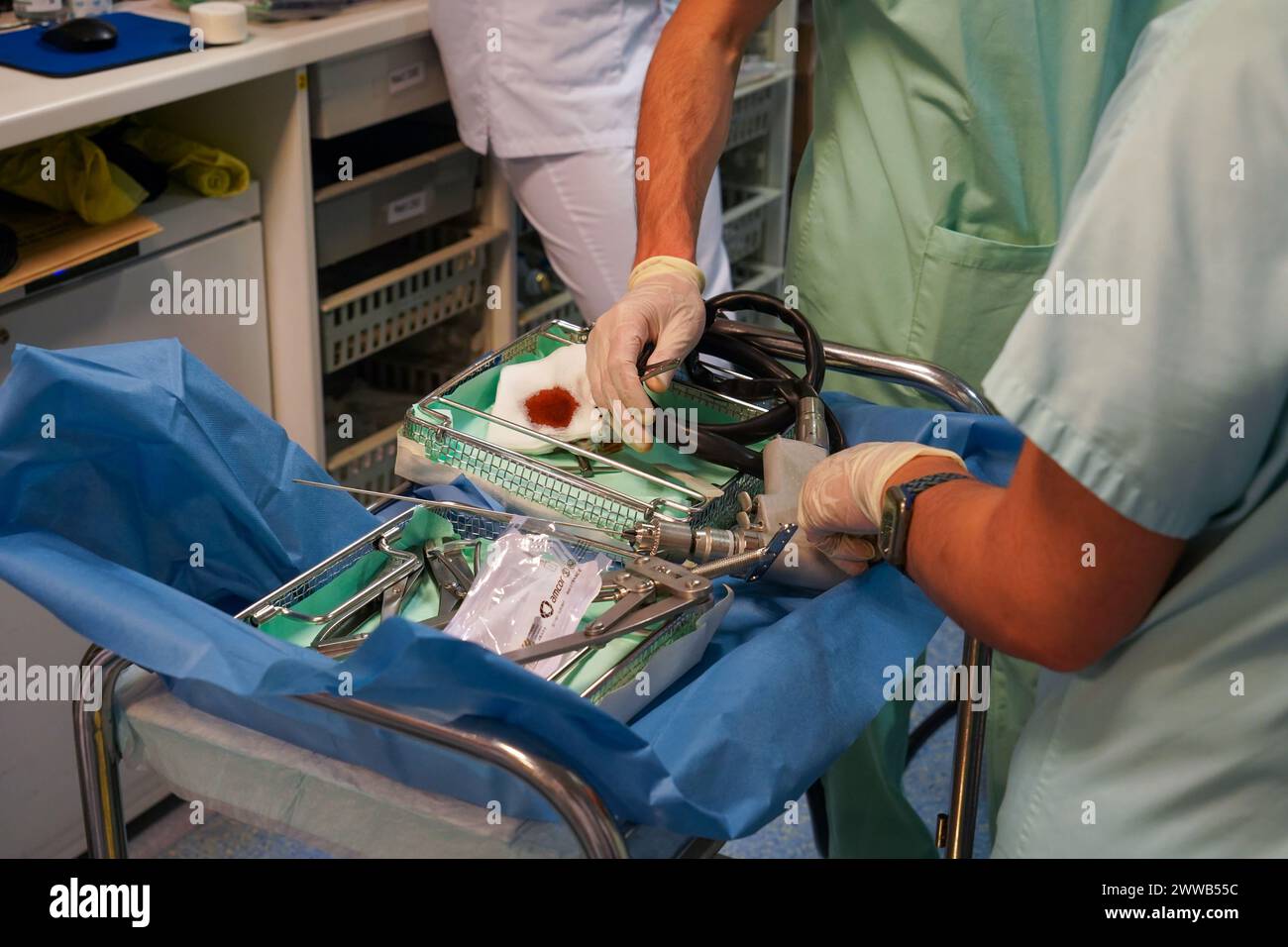 Intensive care unit ward interior hi-res stock photography and images ...