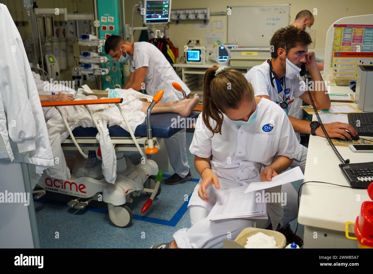 Shock room in the intensive care unit of a university hospital Stock ...