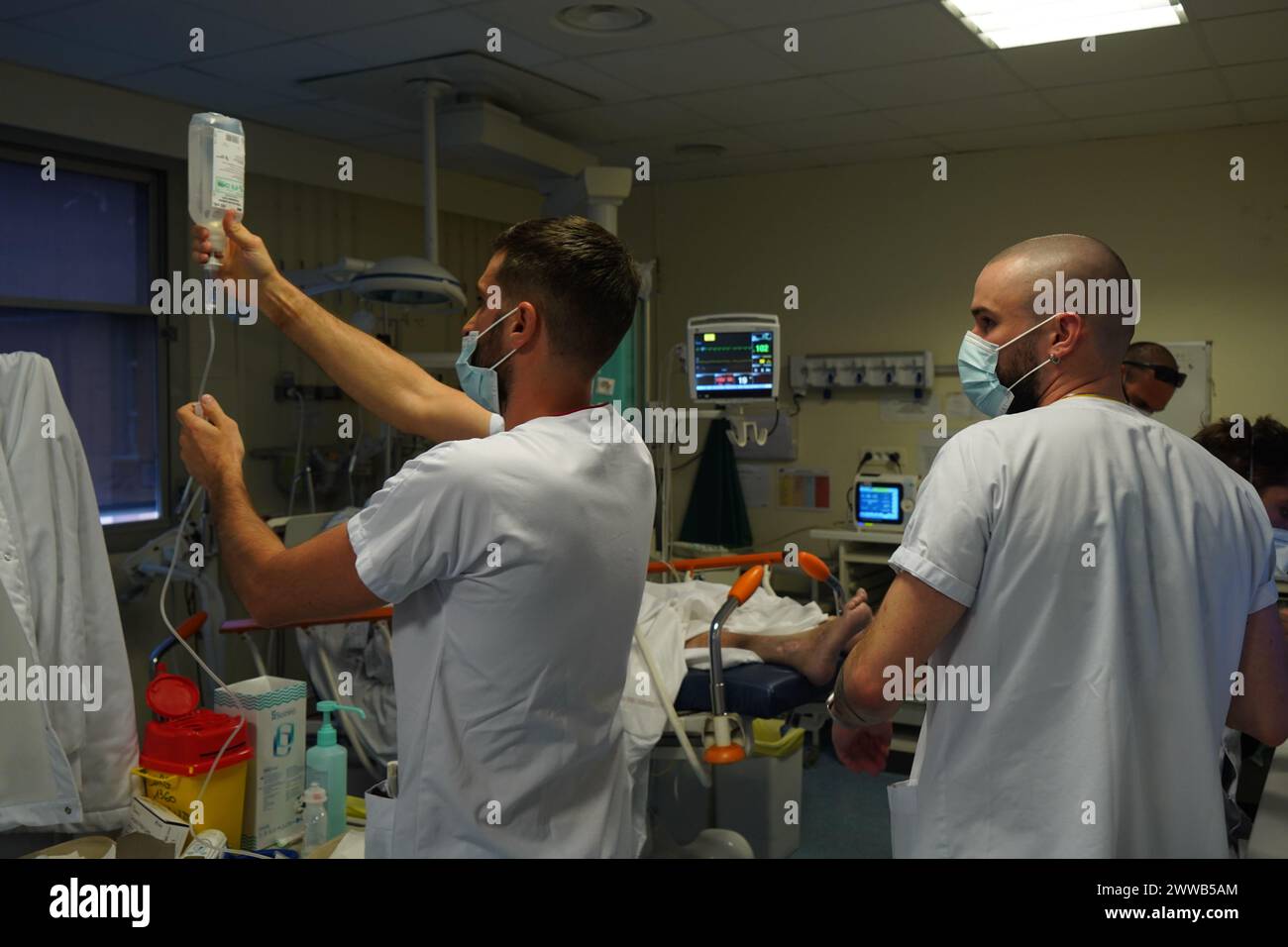 Shock room in the intensive care unit of a university hospital Stock ...