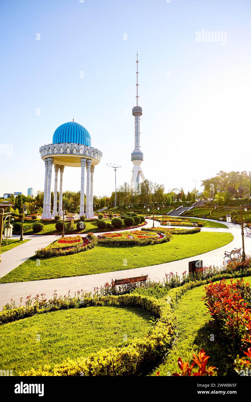 The Tashkent Television TV Tower Toshkent Teleminorasi and memorial column with round roof in ...