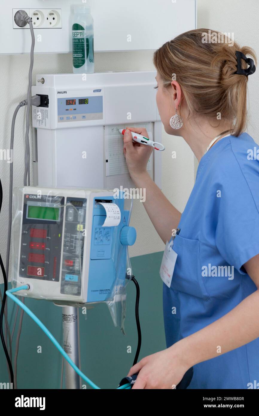 Pre labor ward hi-res stock photography and images - Alamy