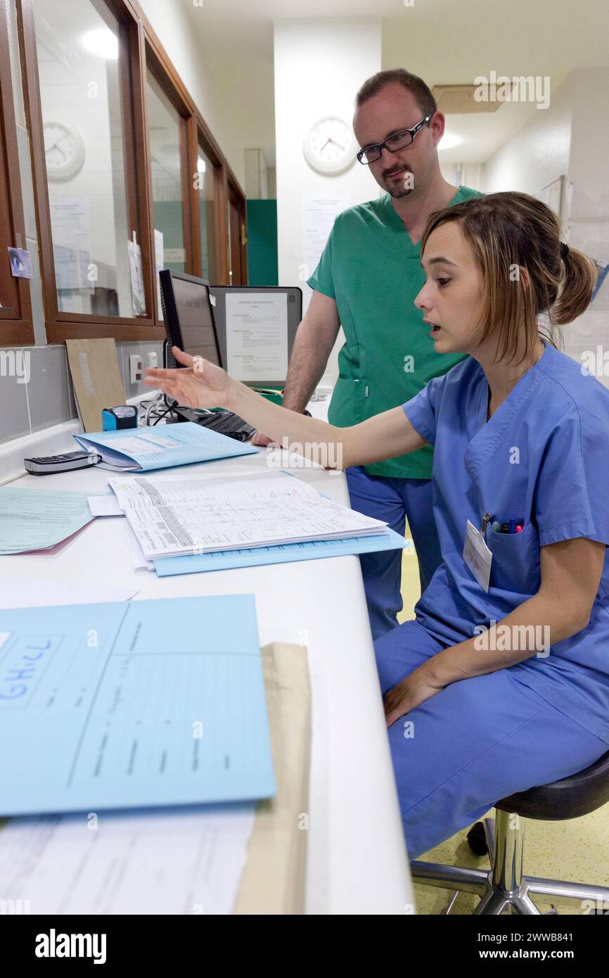 Obstetrical unit hi-res stock photography and images - Alamy