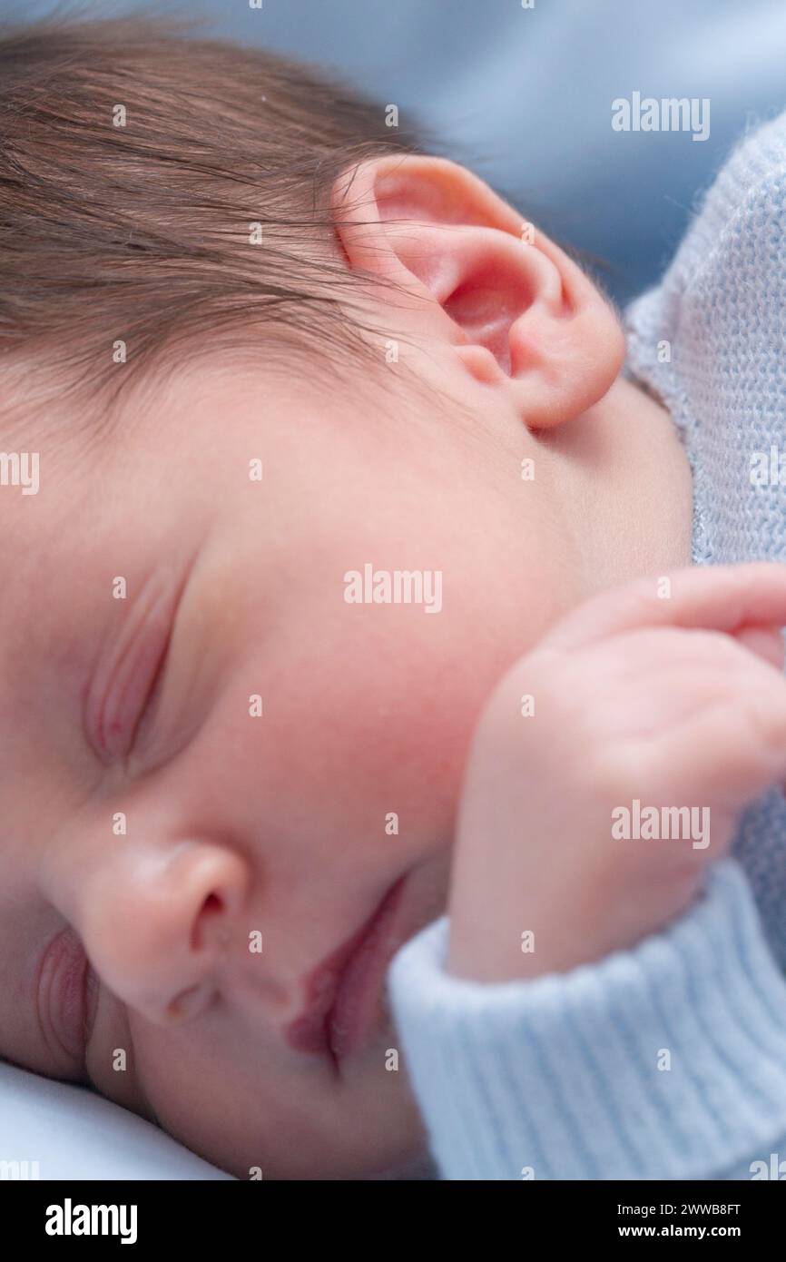 Ear birth hi-res stock photography and images - Alamy