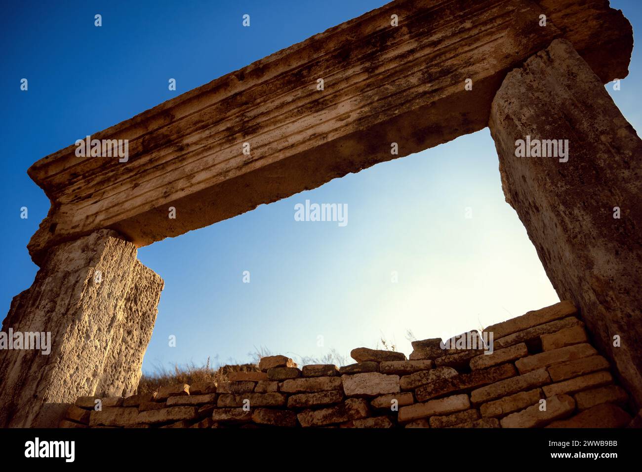 Ancient greek bricks hi-res stock photography and images - Alamy