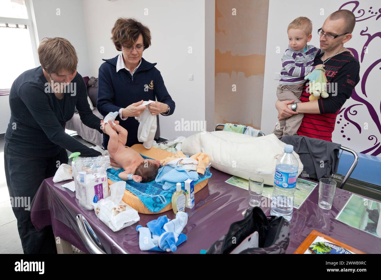 Patient 3 - Family followed at home by a midwife as part of an early ...