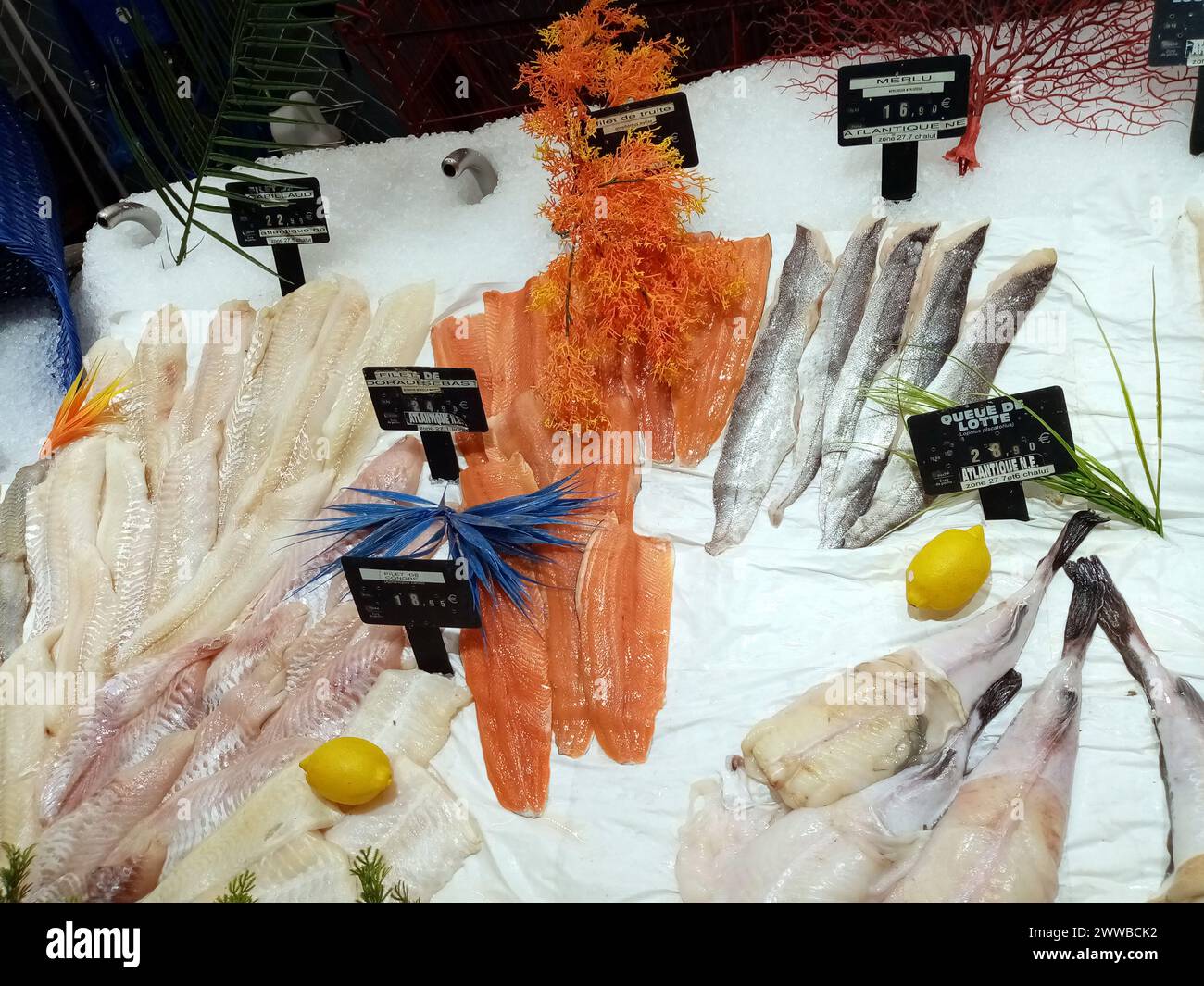 Food department fishmonger Stock Photo - Alamy