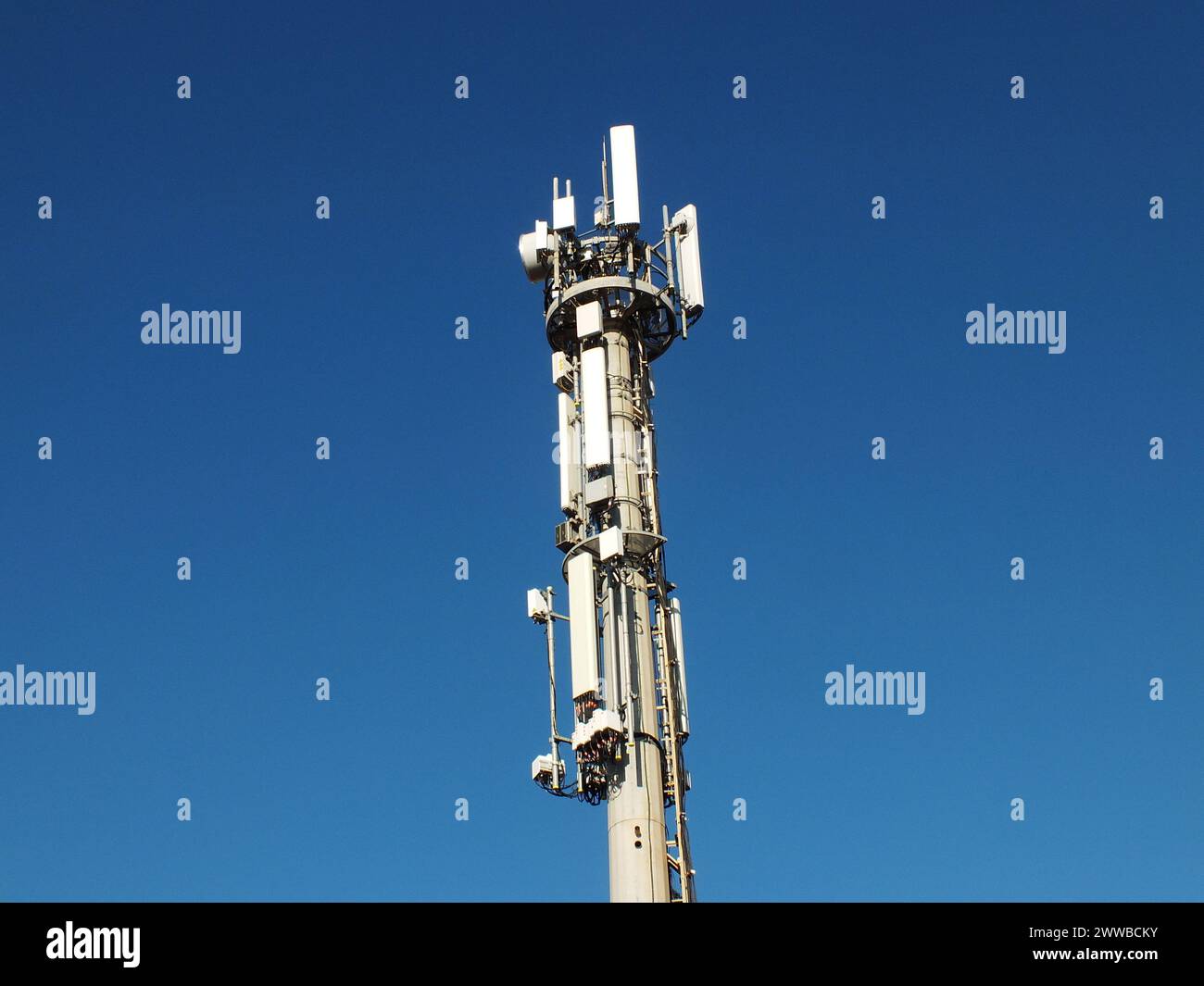 Receiving satellite antenna Stock Photo - Alamy