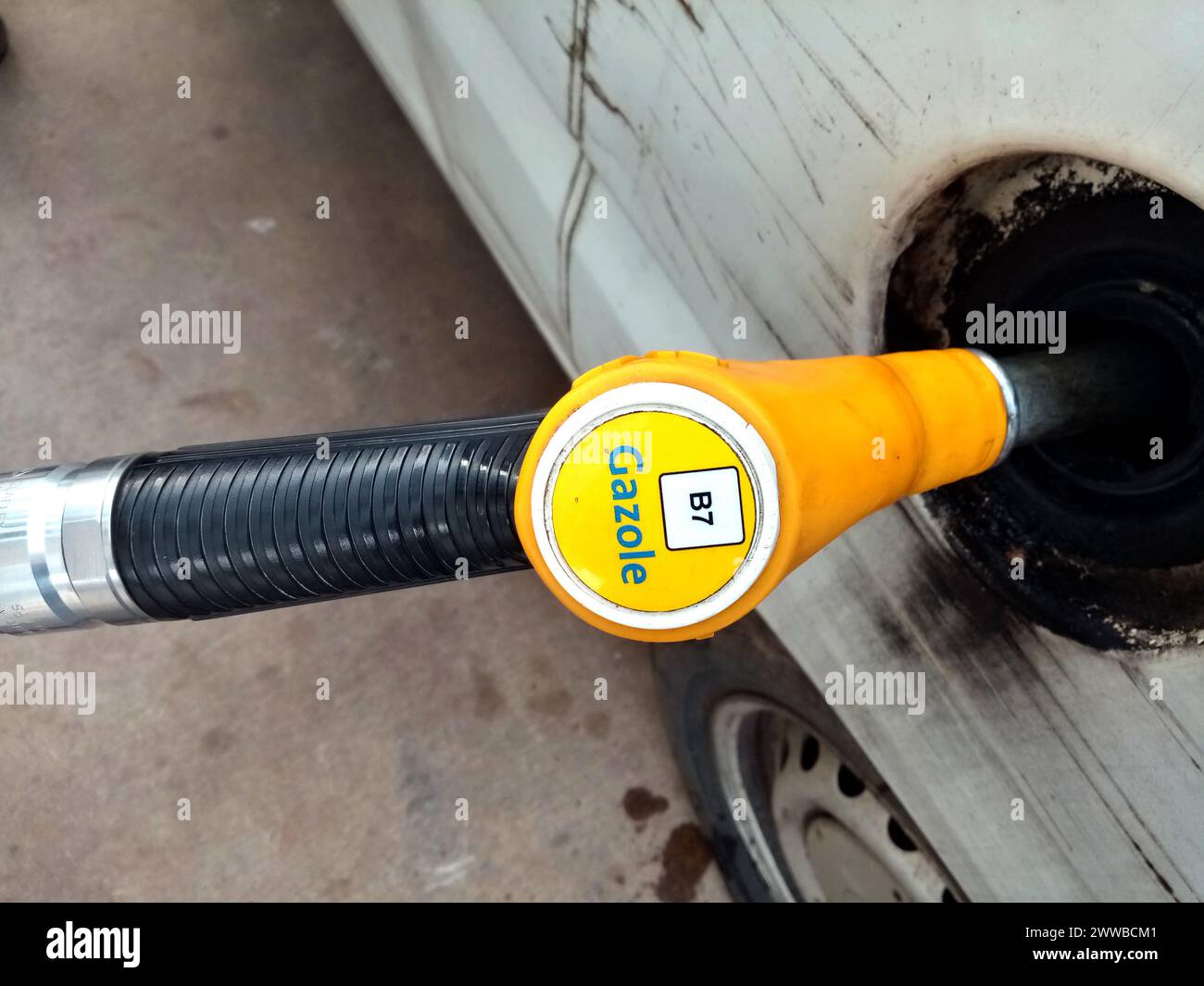 Fuel dispensing hi-res stock photography and images - Alamy