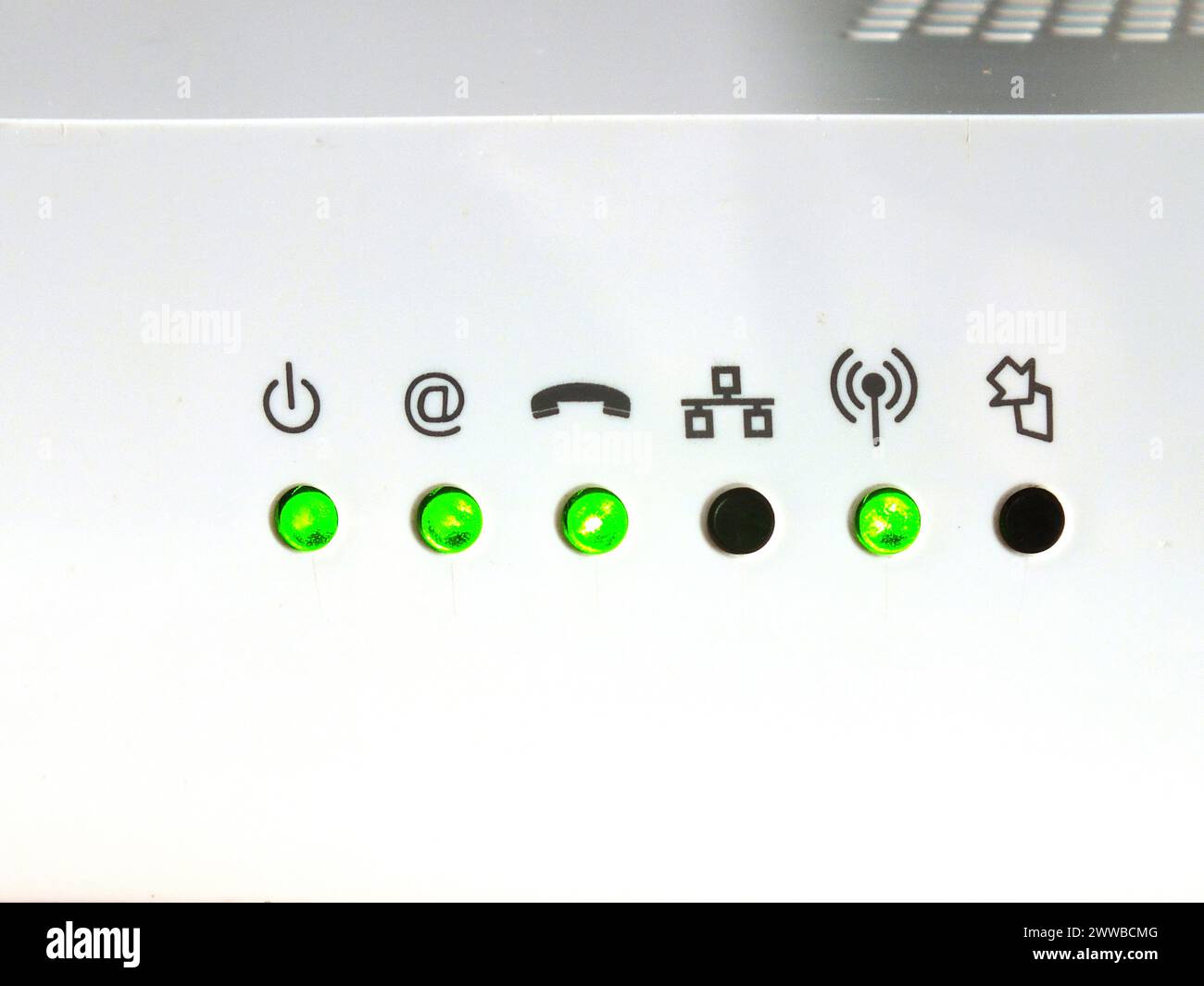 Wi fi telephone box hi-res stock photography and images - Alamy