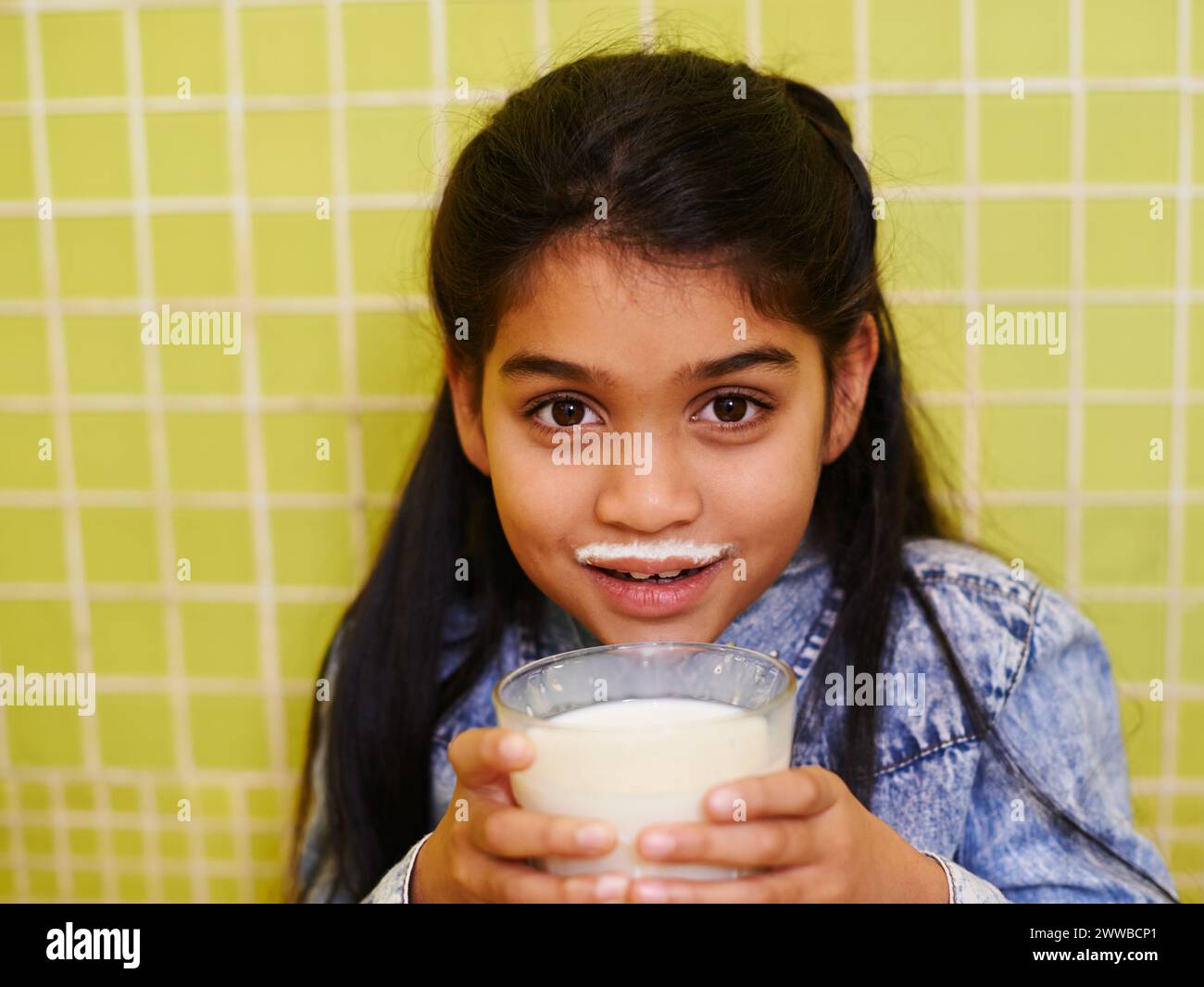Milk moustache female hi-res stock photography and images - Alamy