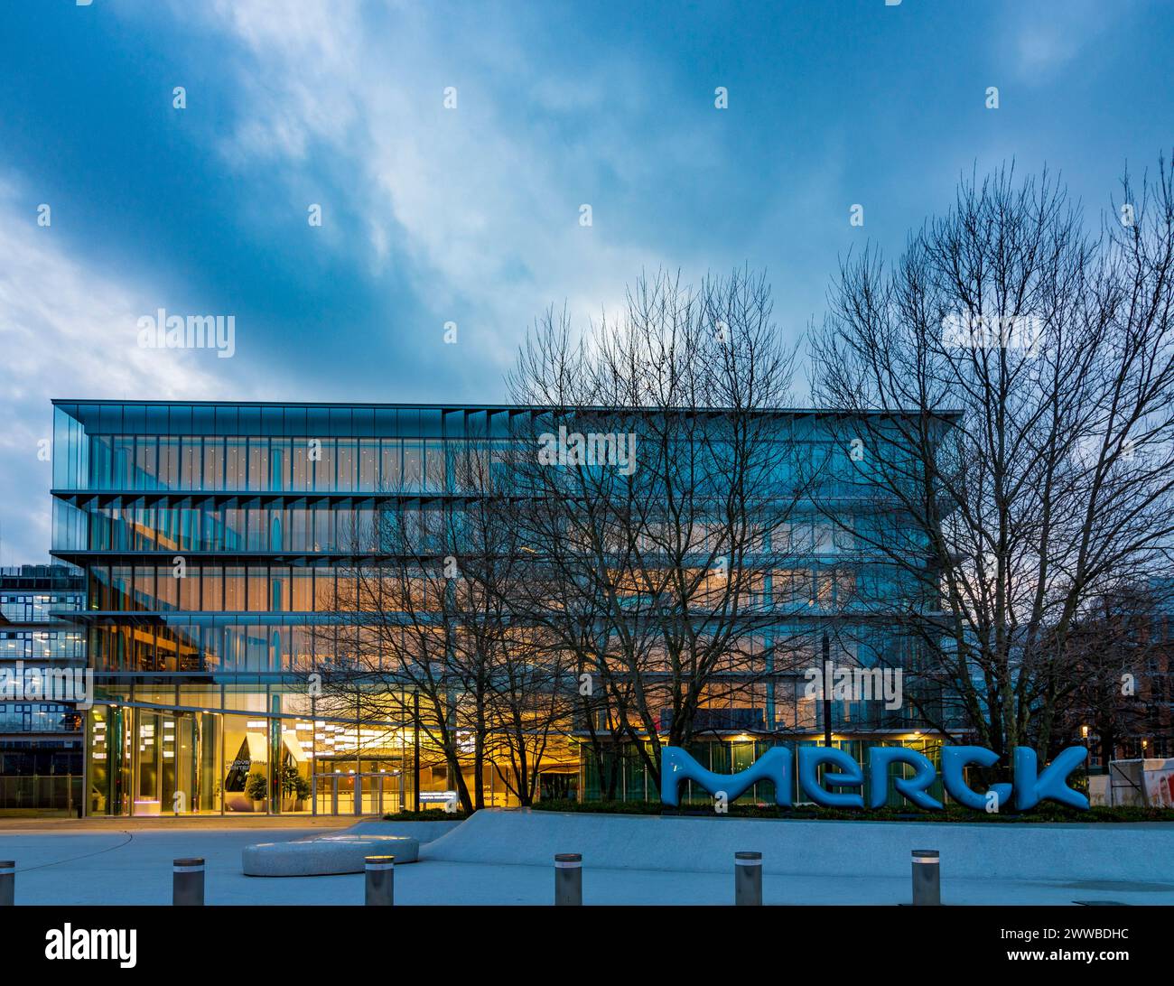 Merck germany headquarters hi-res stock photography and images - Alamy