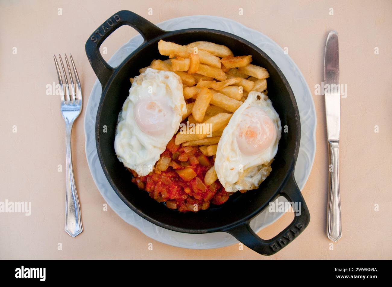 Eggs and chips hi-res stock photography and images - Alamy