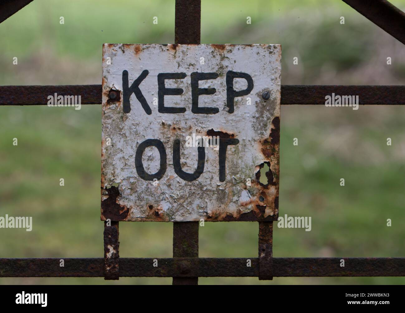 Old rusty rusted out hi-res stock photography and images - Alamy