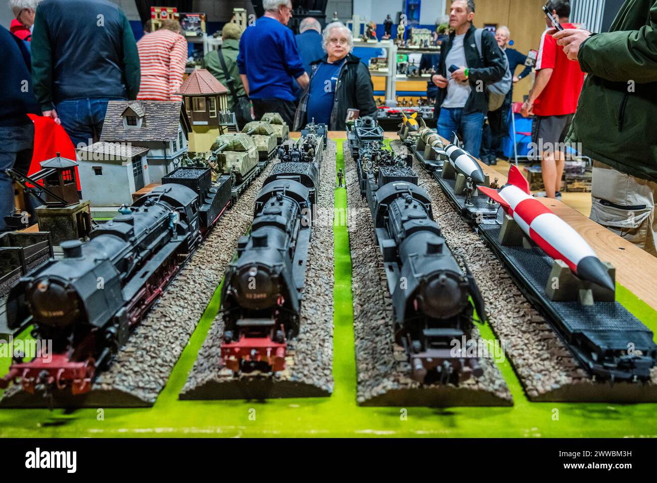 Ww2 the london toy soldier show hi-res stock photography and images - Alamy