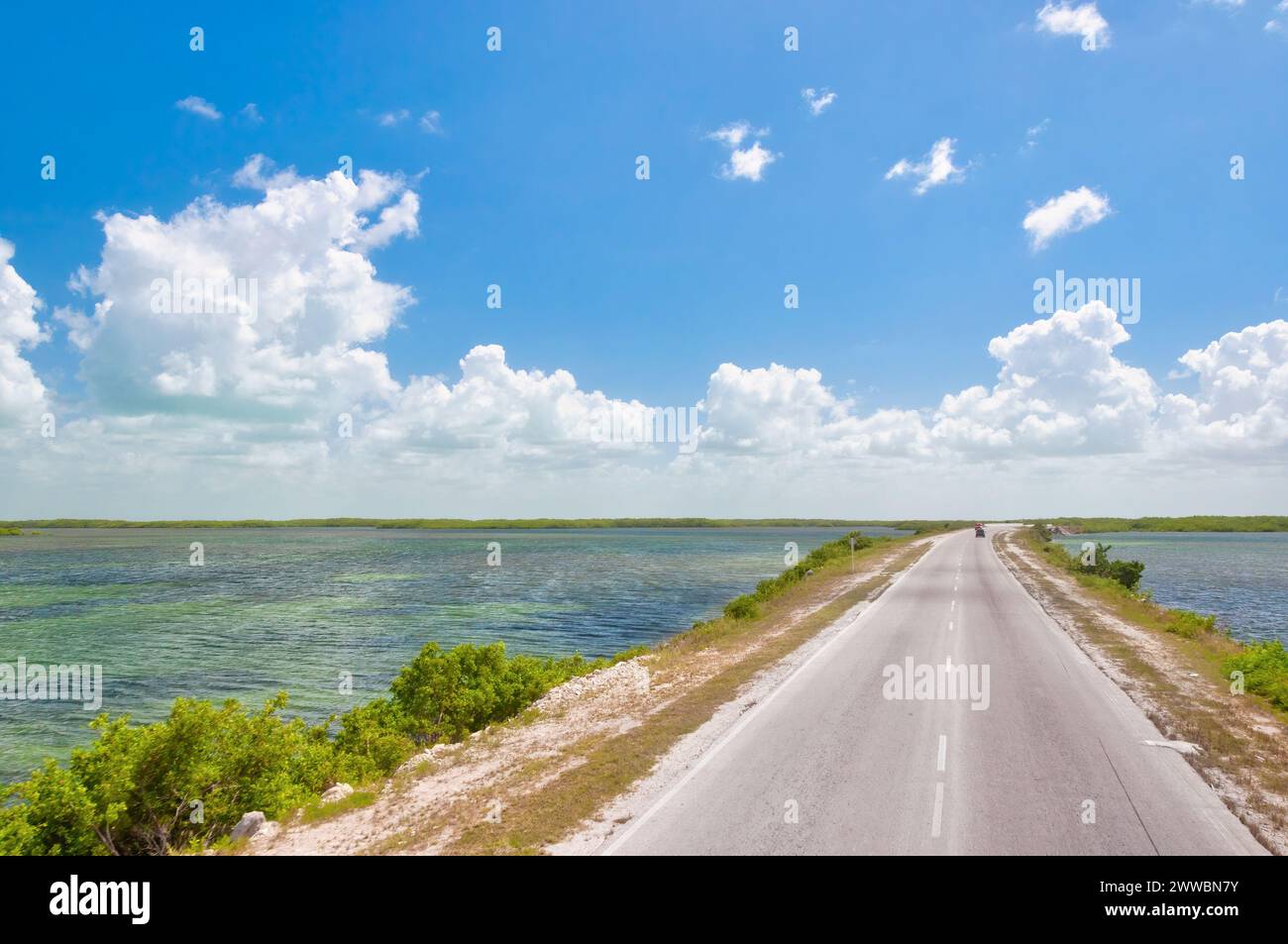 Cayo santa maria road hi-res stock photography and images - Alamy