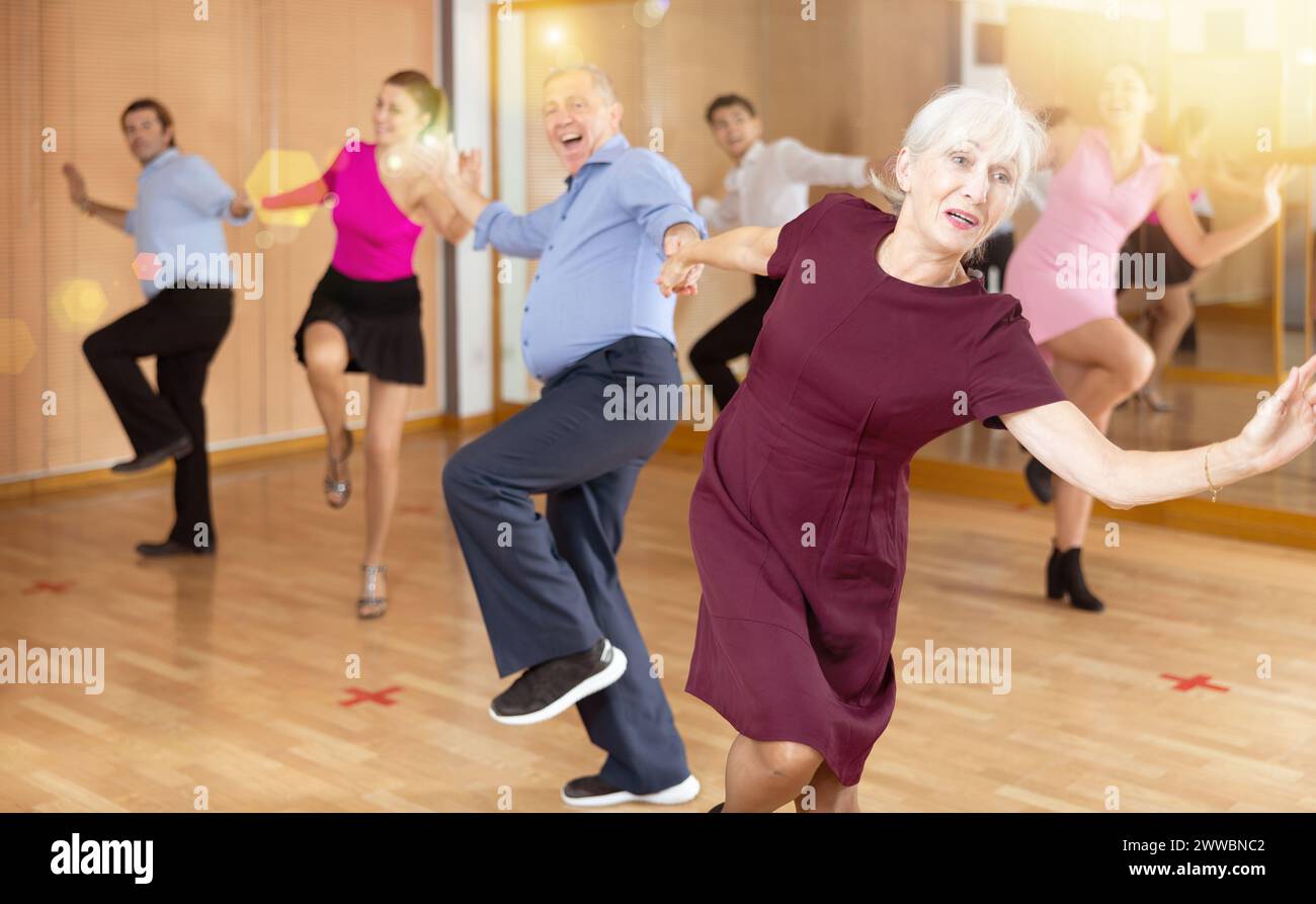 mature parthners dance jive Stock Photo - Alamy
