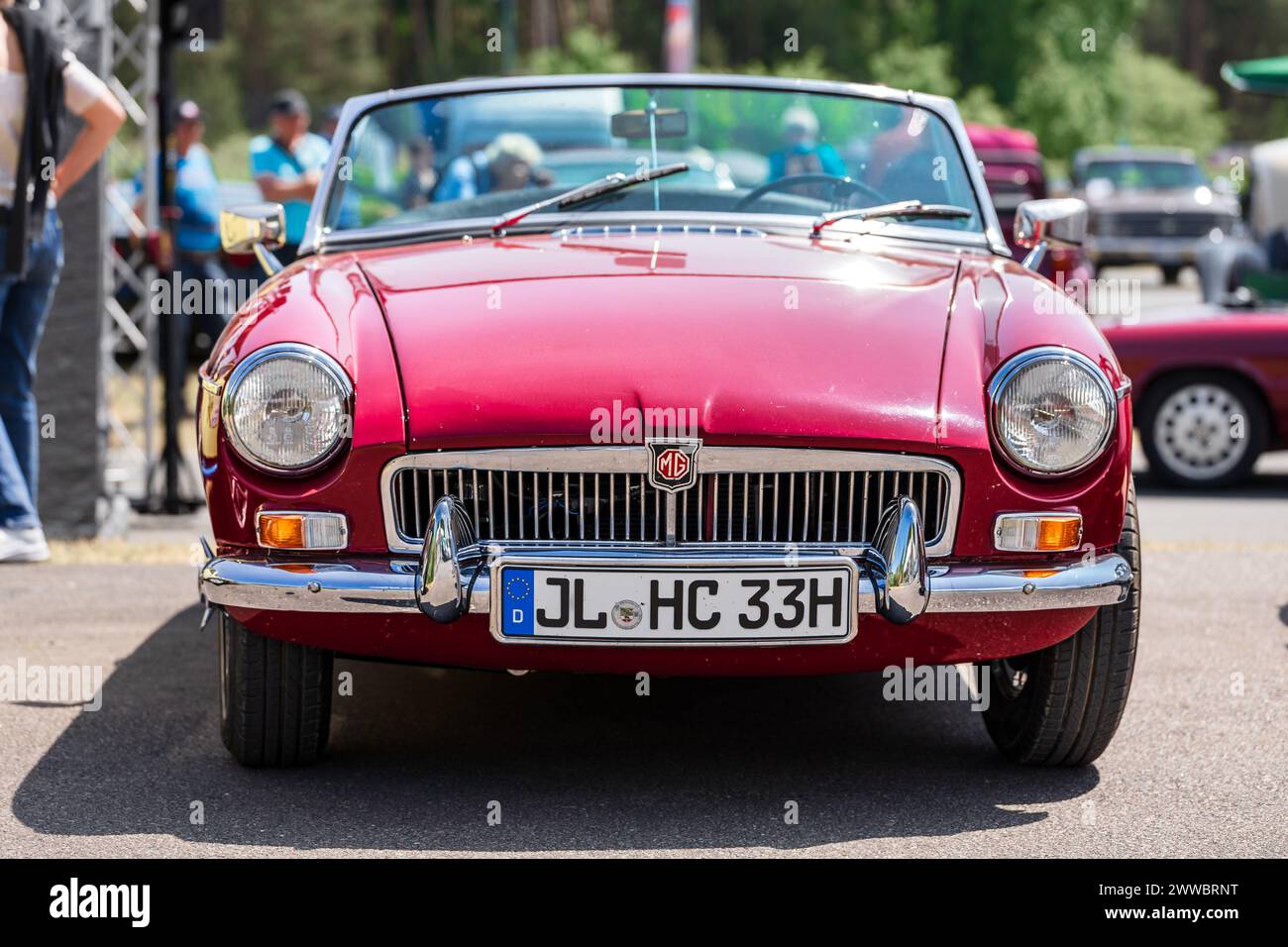 LINTHE, GERMANY - MAY 27, 2023: The sports car MG MGB, 1973. Die Oldtimer Show 2023 Stock Photo ...