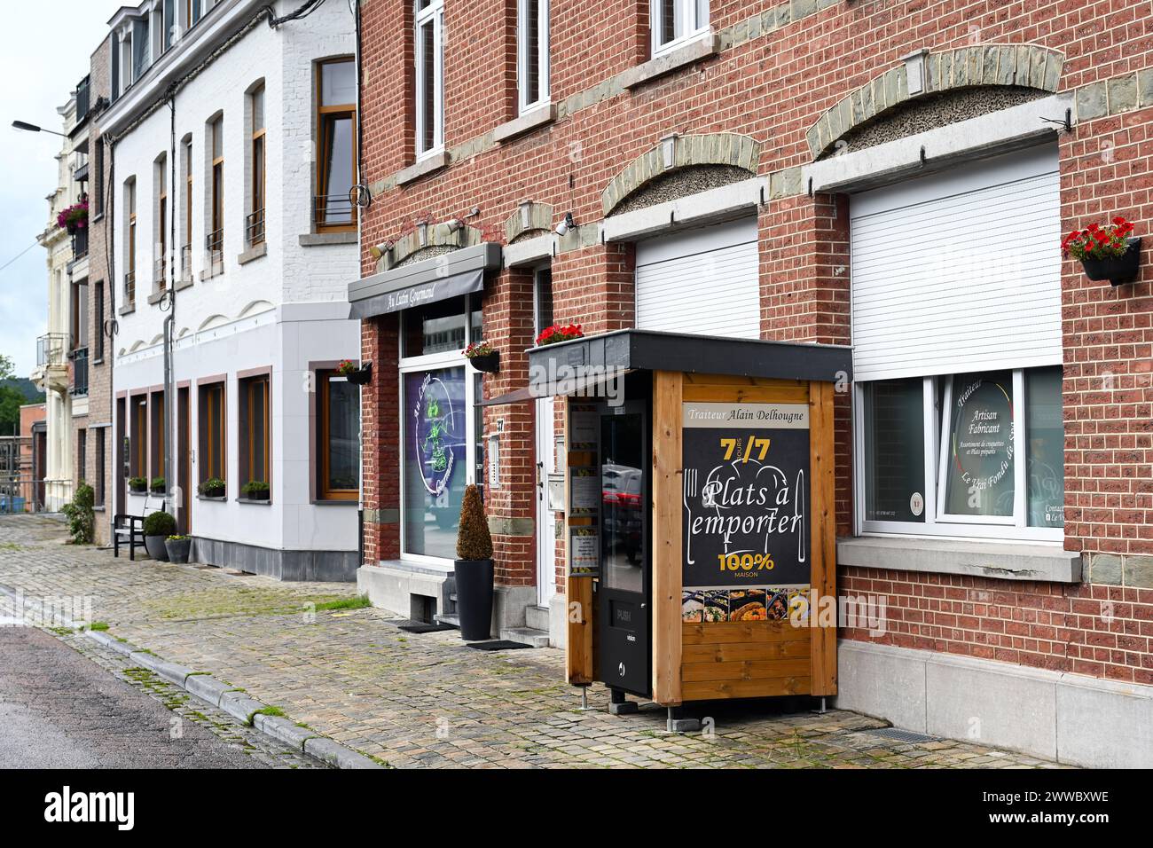 Food Vending Machine