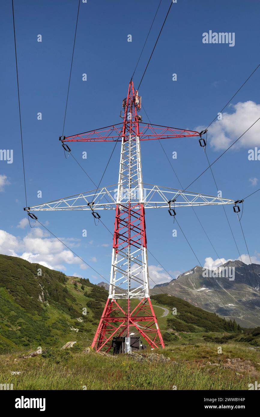 High voltage power lines pass hi-res stock photography and images - Alamy