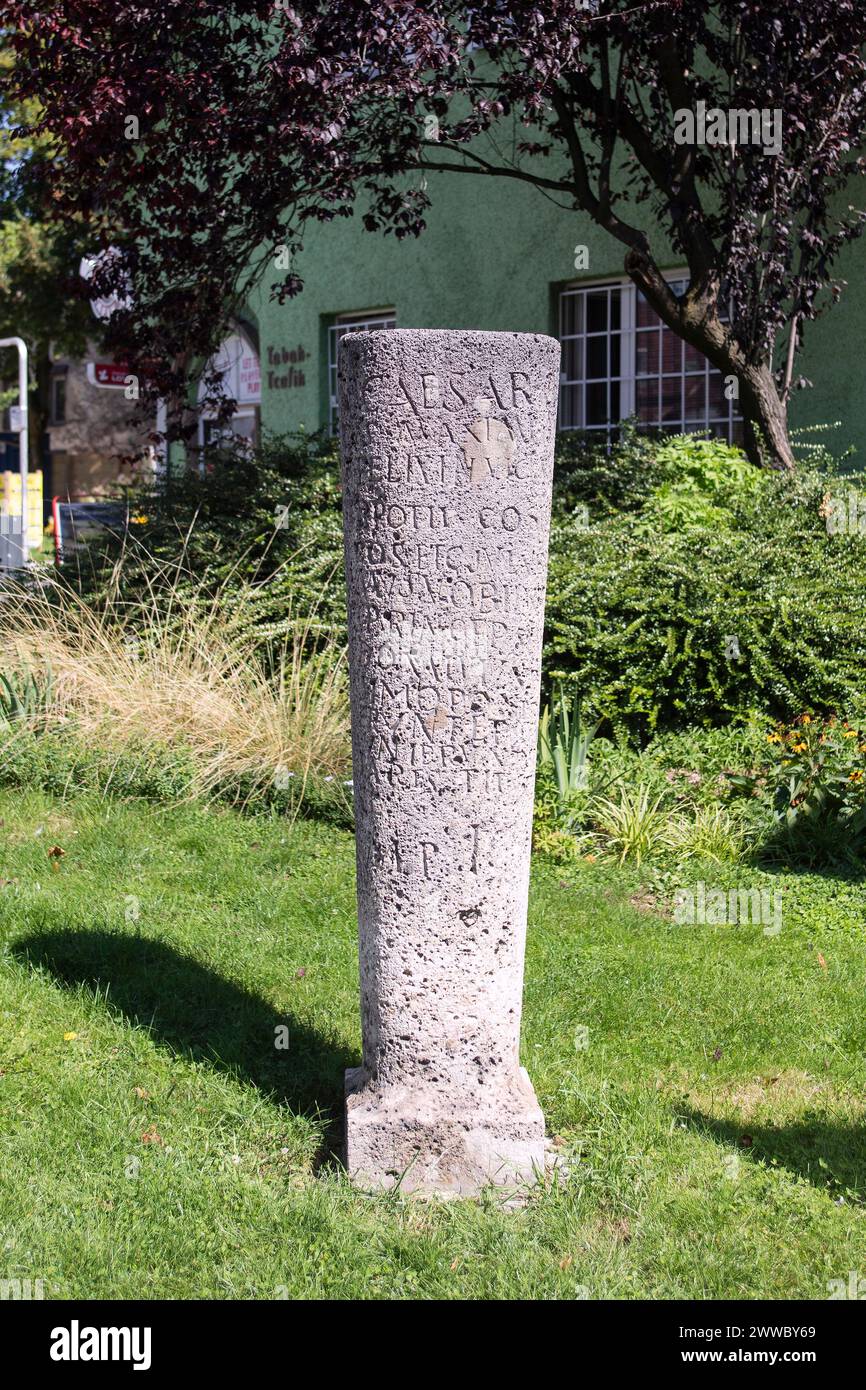 Roman milestone hi-res stock photography and images - Alamy