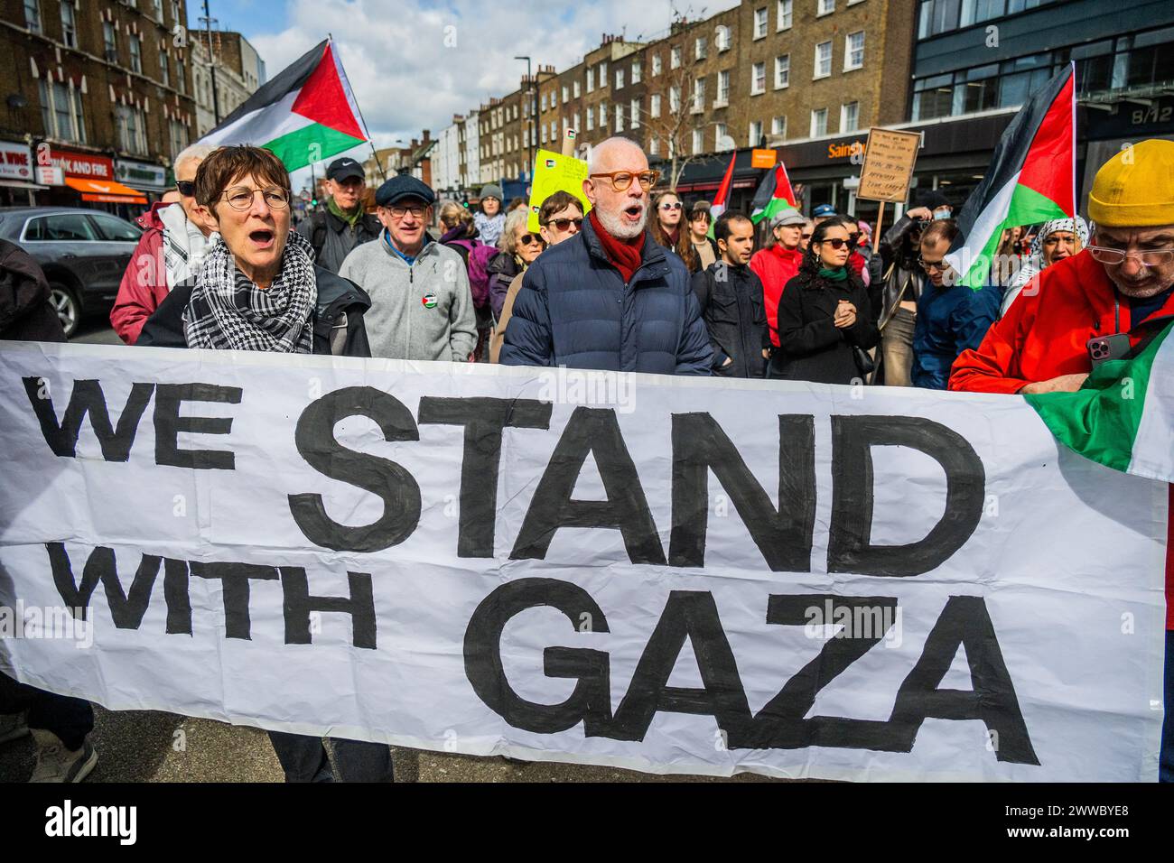 Camden palestine solidarity campaign hi-res stock photography and ...