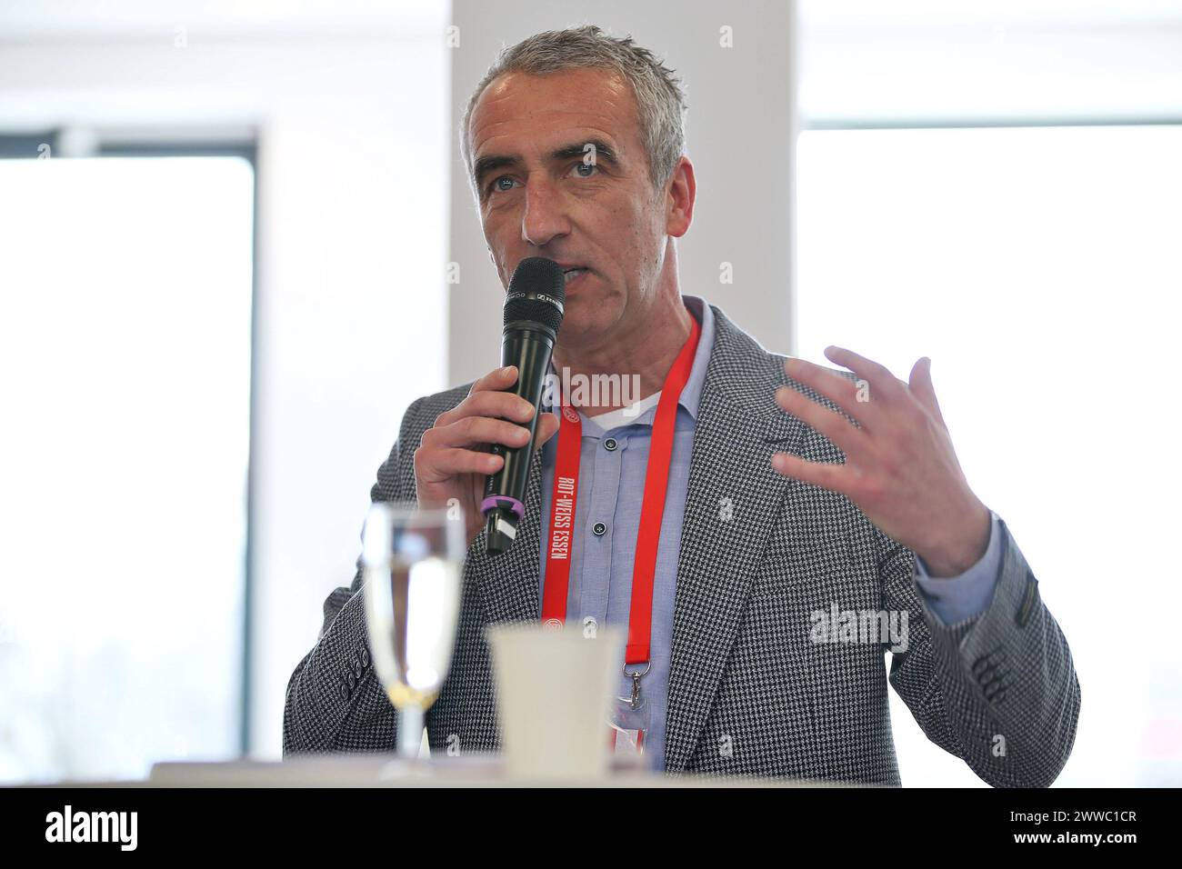 Rwe stadion hafenstrasse hi-res stock photography and images - Alamy