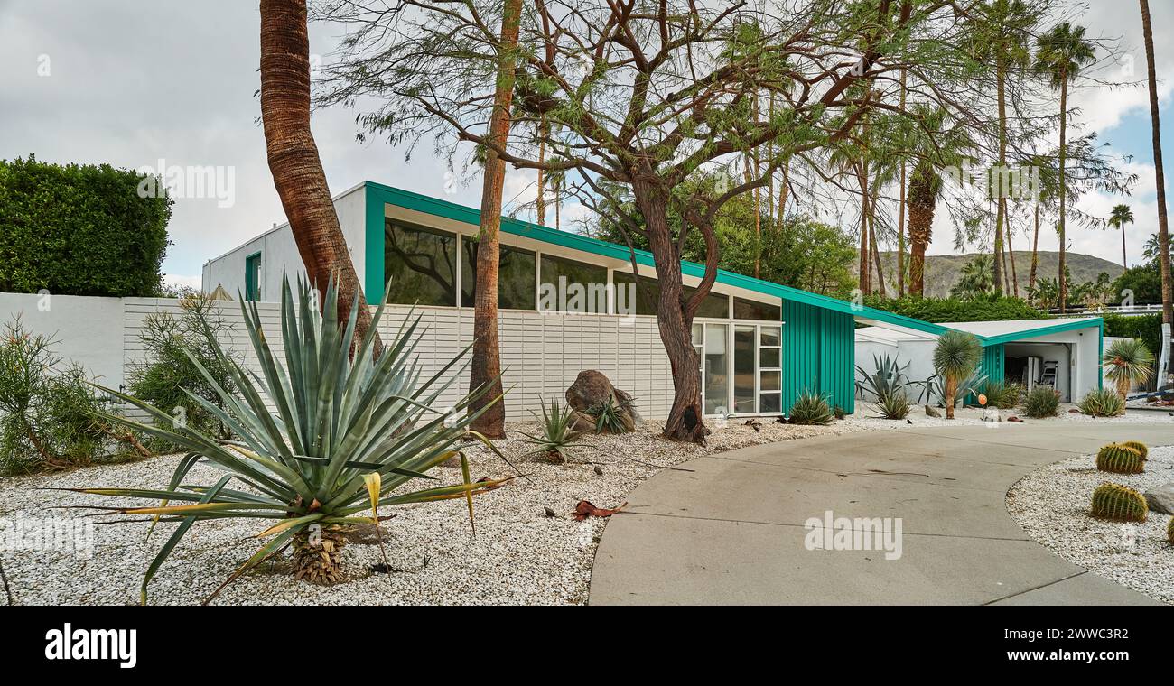 Palm Springs mid-century modern Stock Photo - Alamy