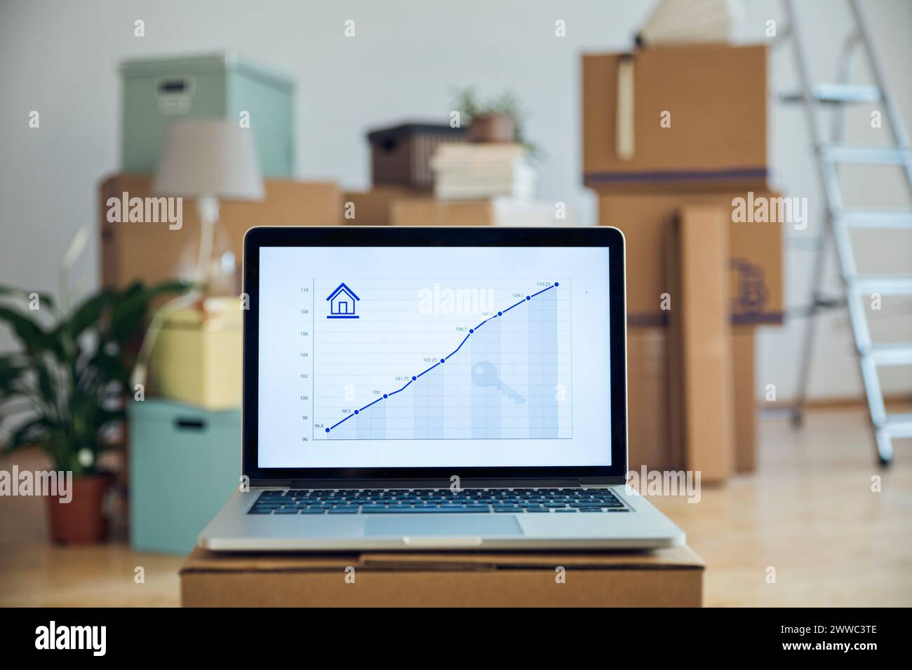 Growing changing graphs hi-res stock photography and images - Alamy
