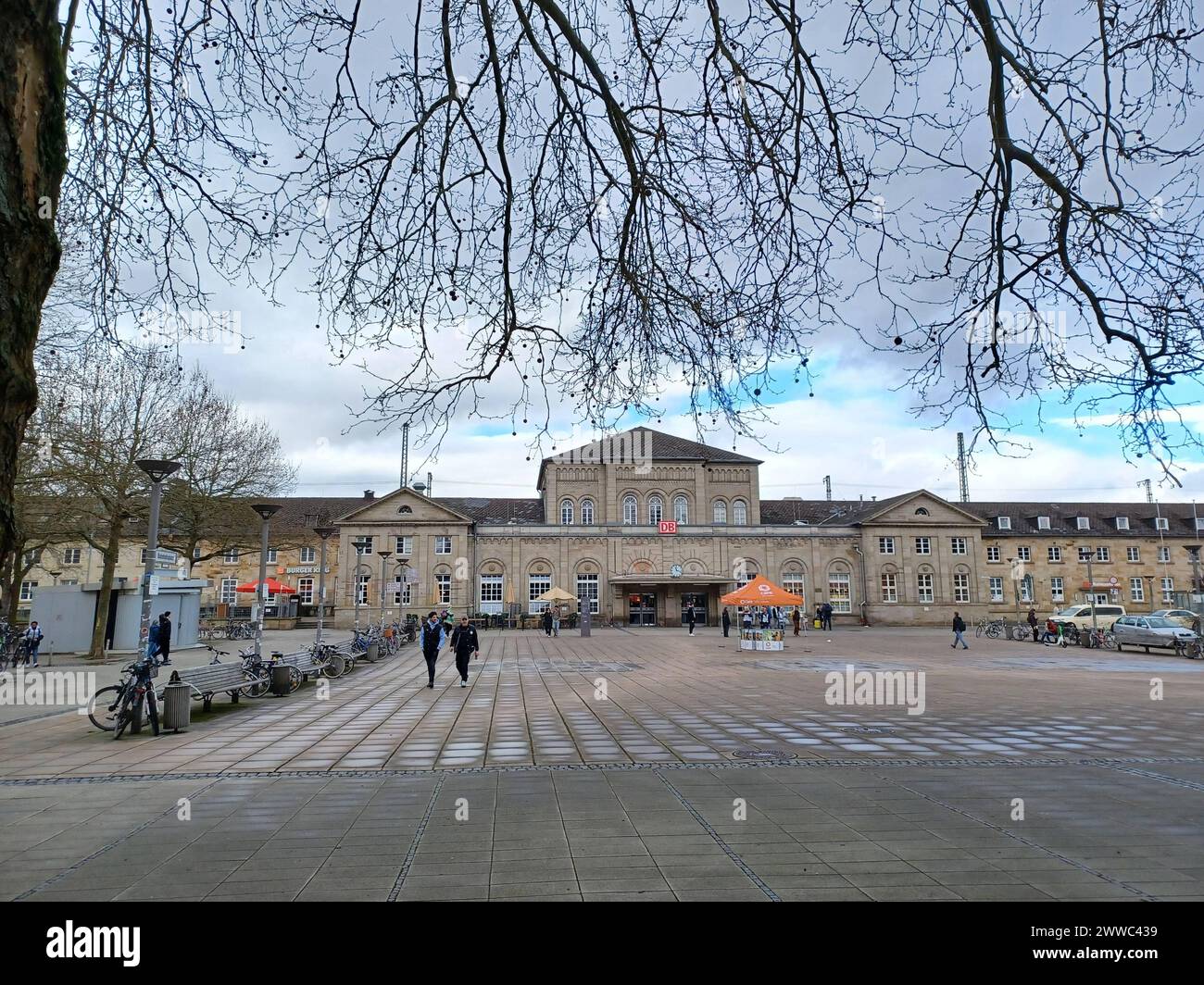 Feature / Symbol: Hauptbahnhof Göttingen 03/24 thg Der Göttinger ...