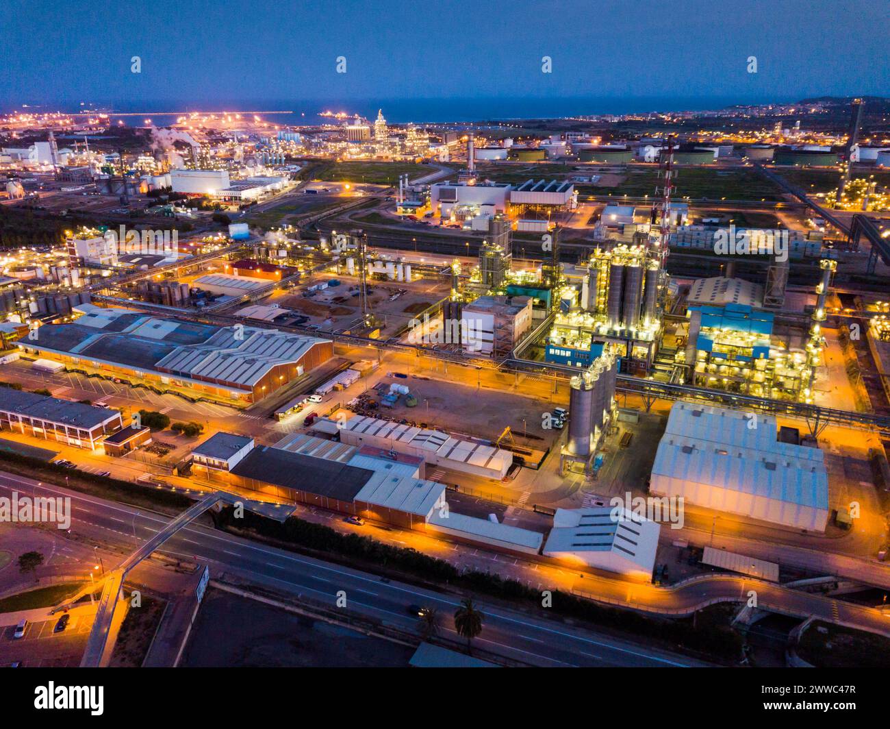Chemical plant at Tarragona Stock Photo - Alamy