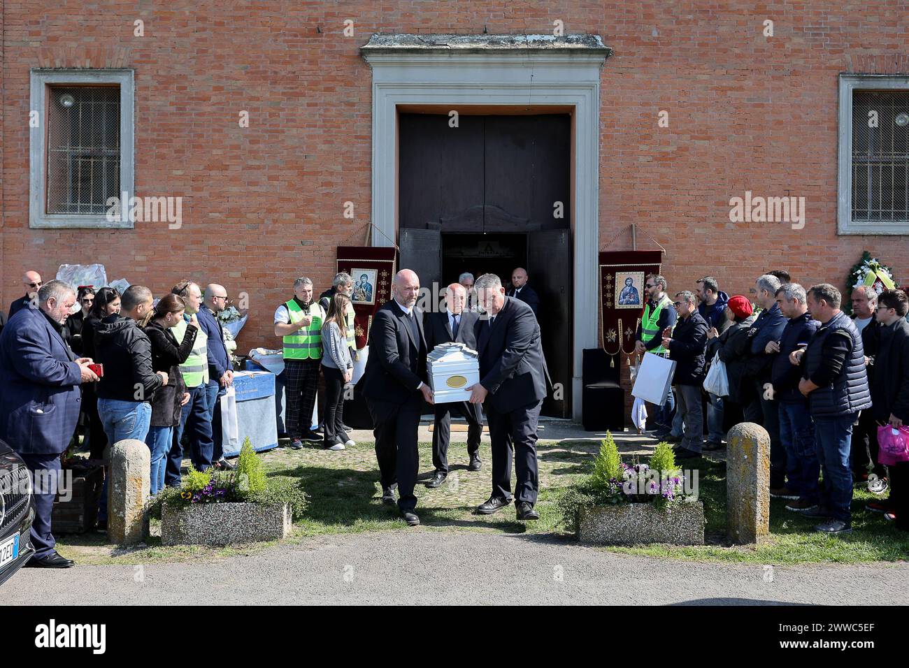 Stefania nistor hi-res stock photography and images - Alamy