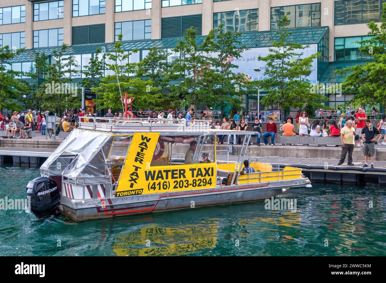 Water taxi transportation in Toronto, Canada Stock Photo - Alamy