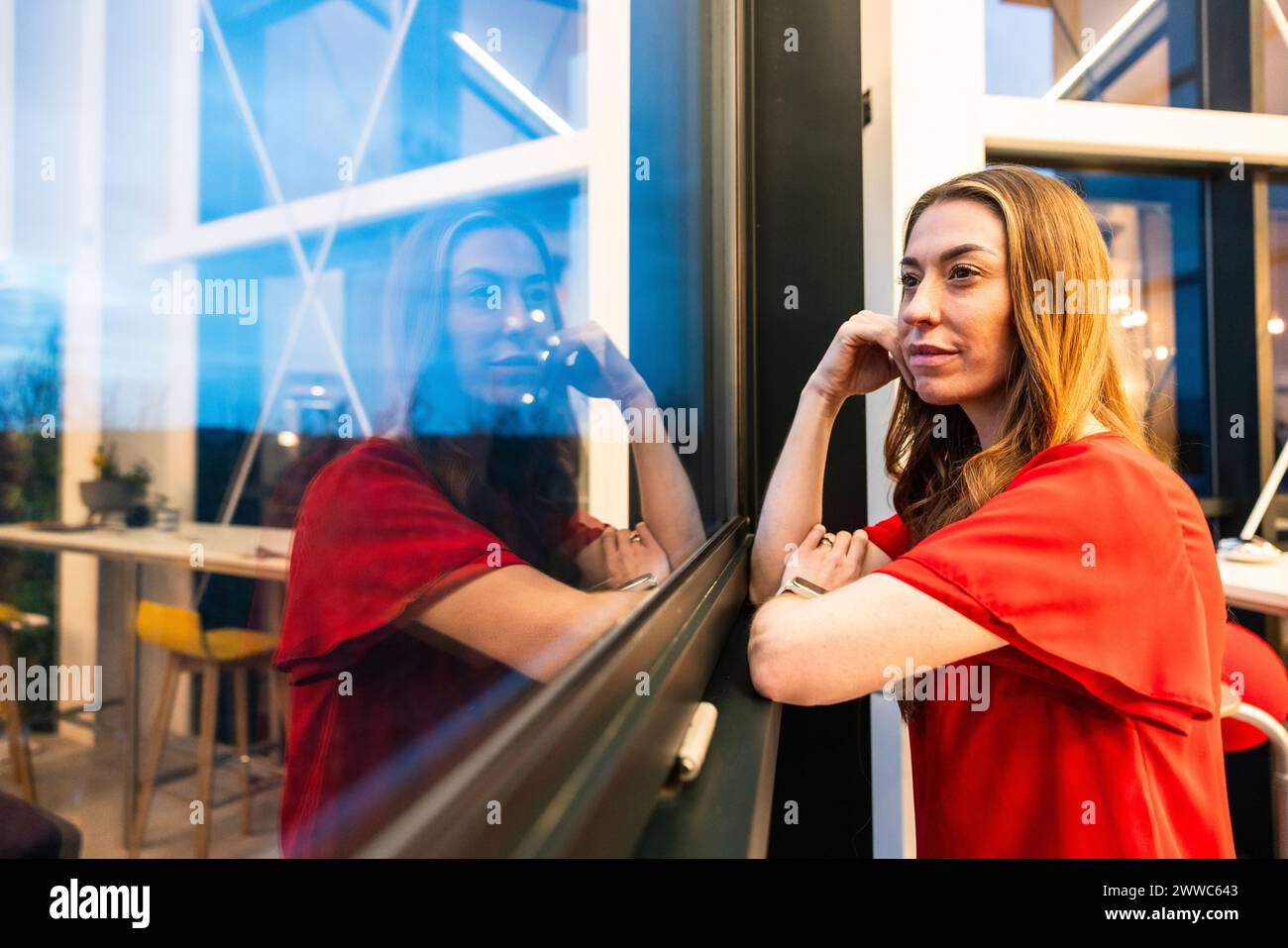 Looking out of office window uk hi-res stock photography and images - Alamy