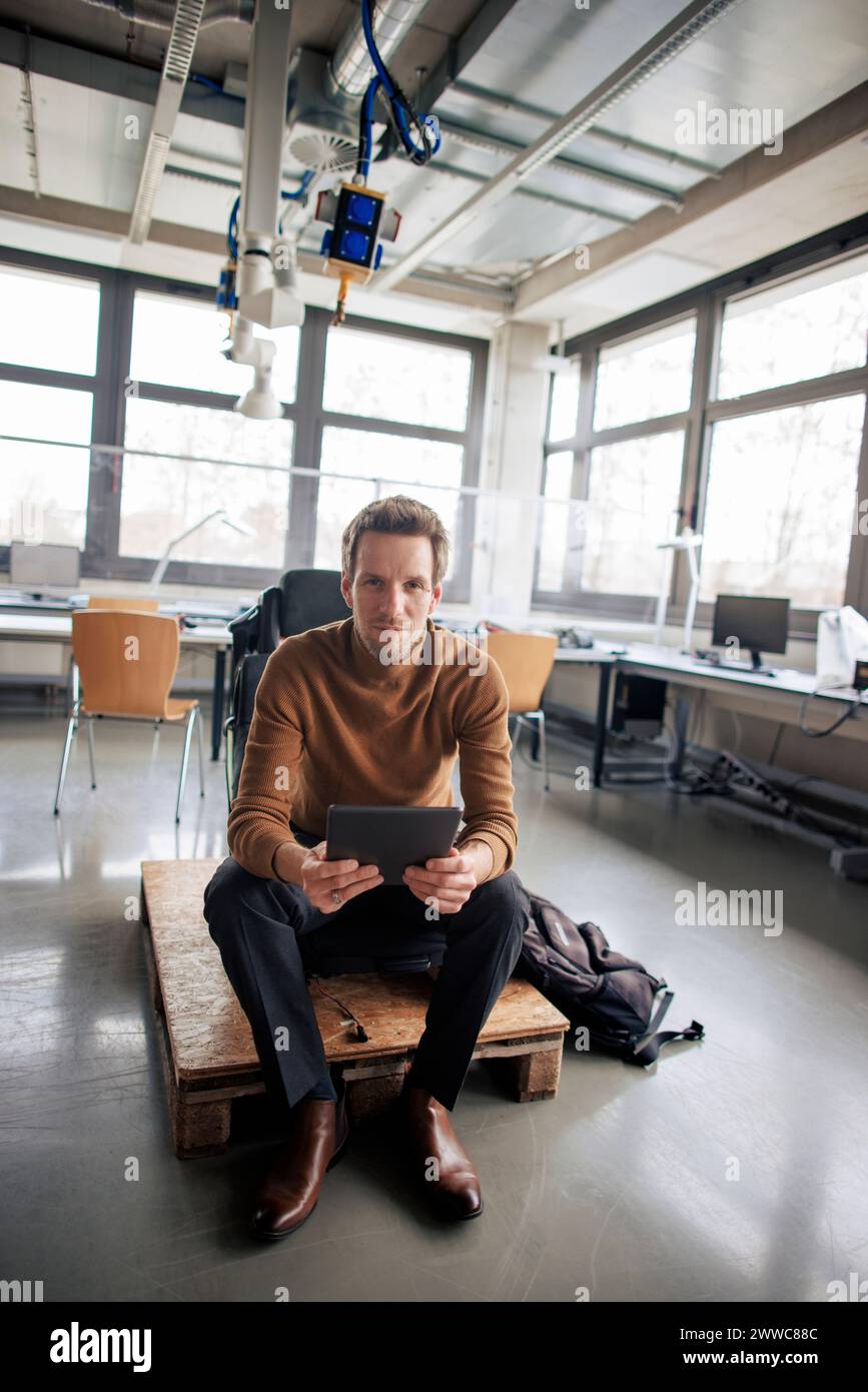 Space slanted color hi-res stock photography and images - Alamy