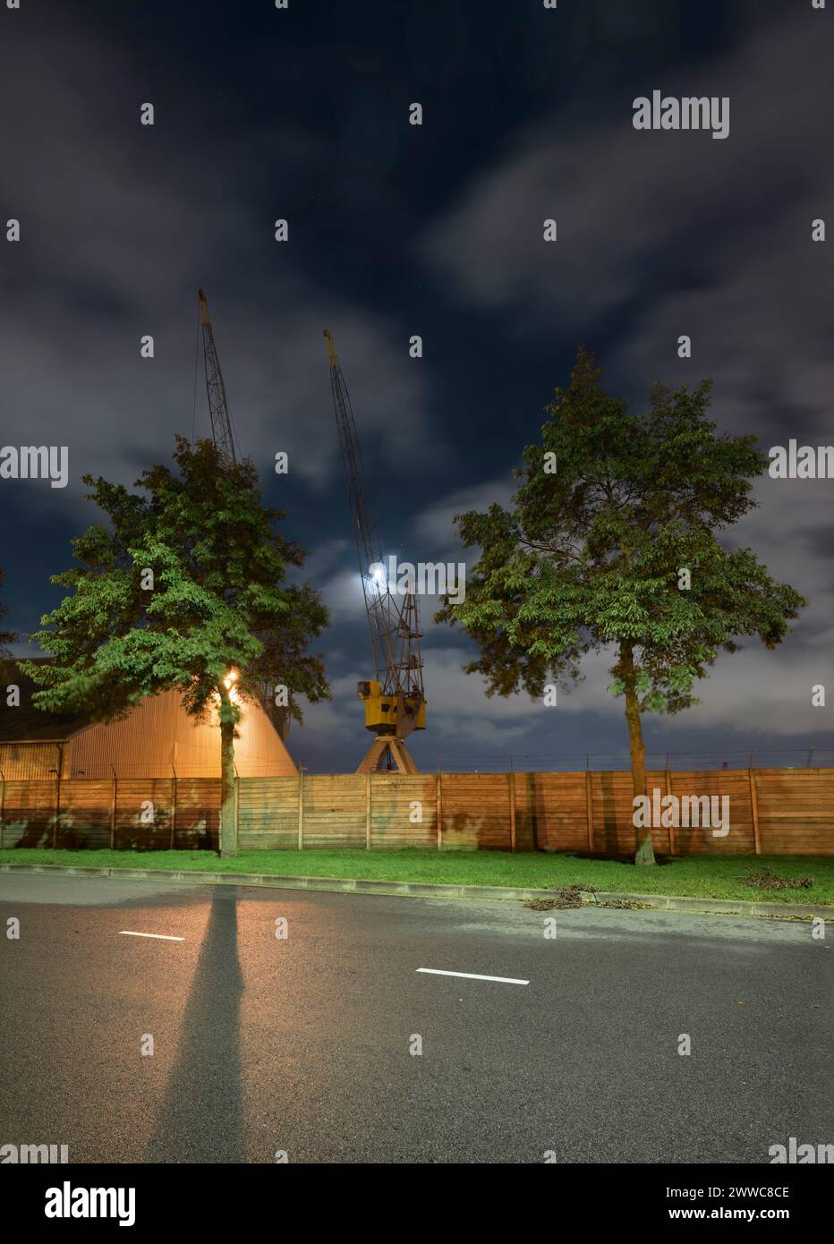 Adjacent road hi-res stock photography and images - Alamy