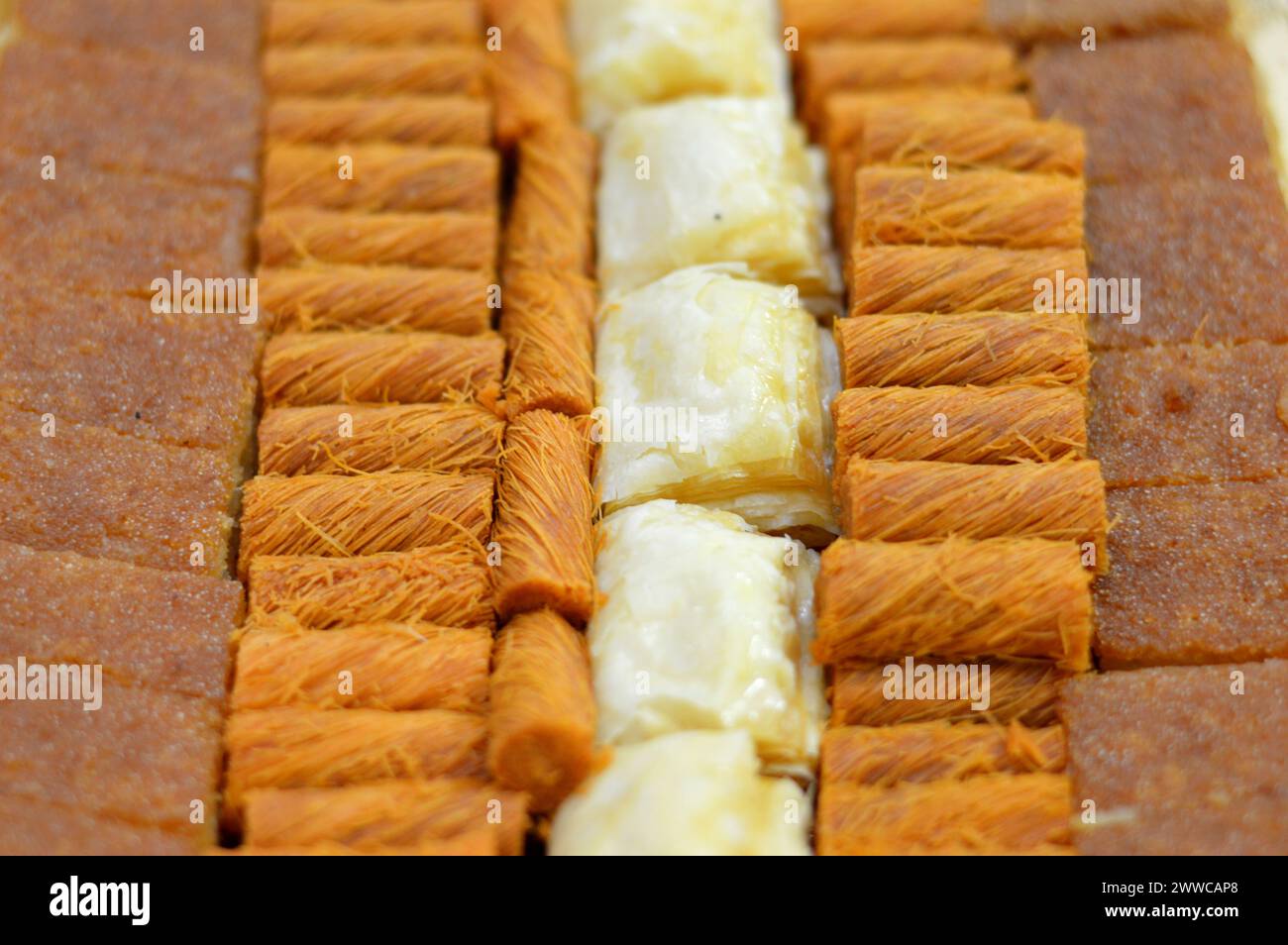 Arabic sweets cuisine, middle eastern, Syrian, Egyptian and Turkish ...