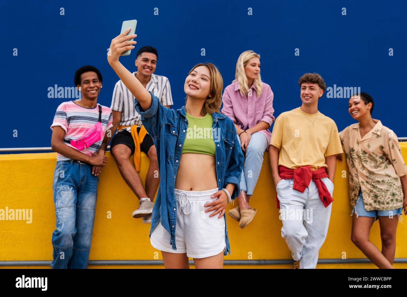 Telephones in a group hi-res stock photography and images - Alamy