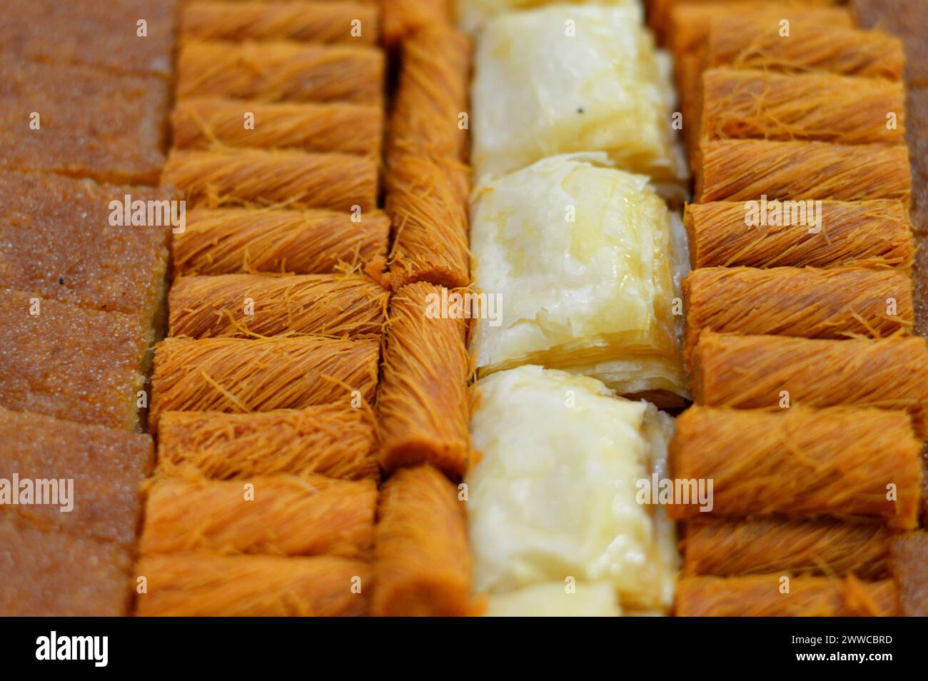 Arabic sweets cuisine, middle eastern, Syrian, Egyptian and Turkish ...