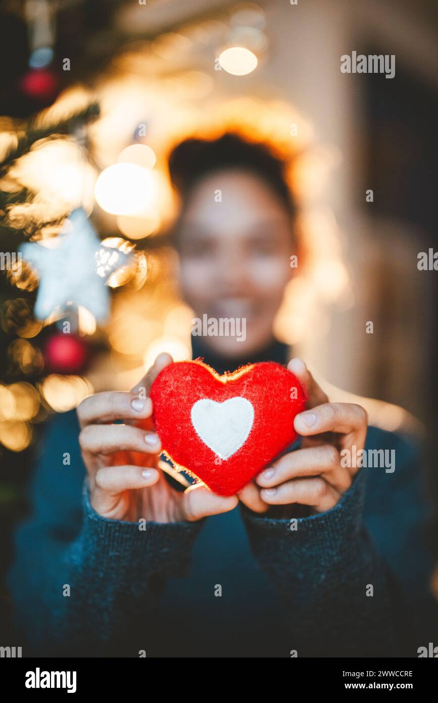 Red festive interiors hi-res stock photography and images - Alamy