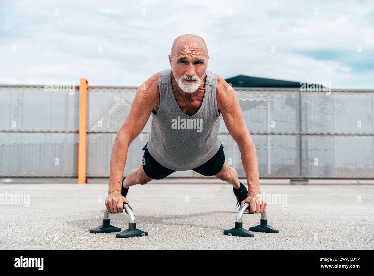 Doing handles hi-res stock photography and images - Alamy