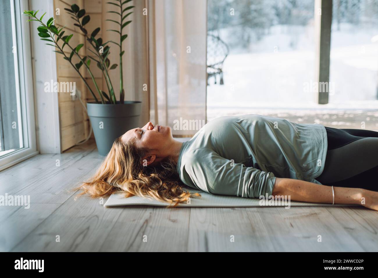 Corpse pose hi-res stock photography and images - Alamy