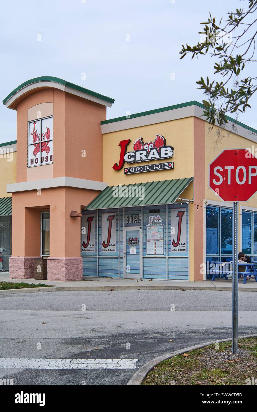 Variety retail restaurant options hi-res stock photography and images ...