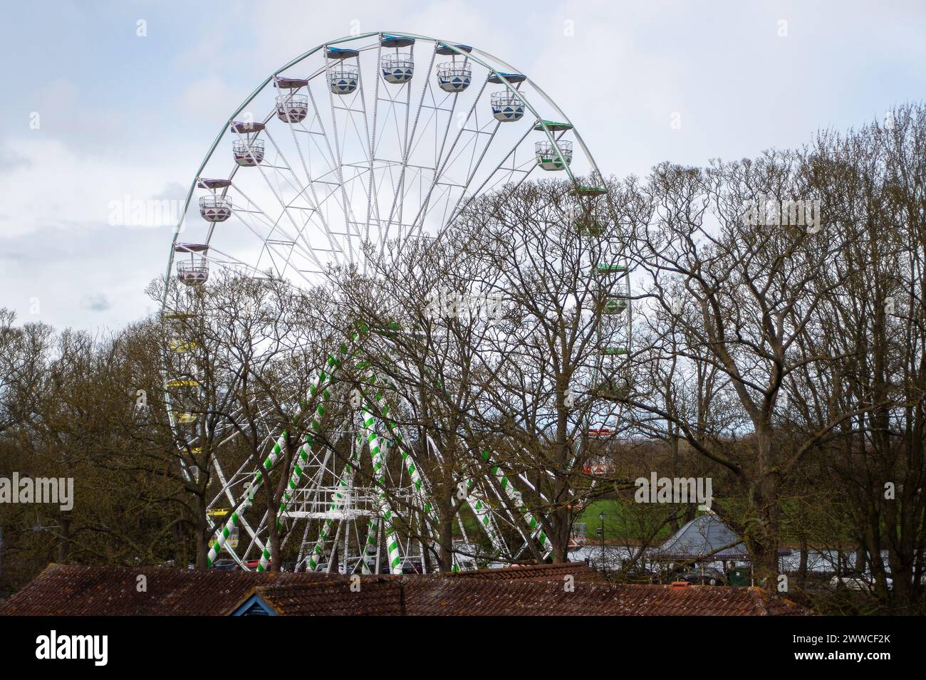 35 metre tall structure hi-res stock photography and images - Alamy