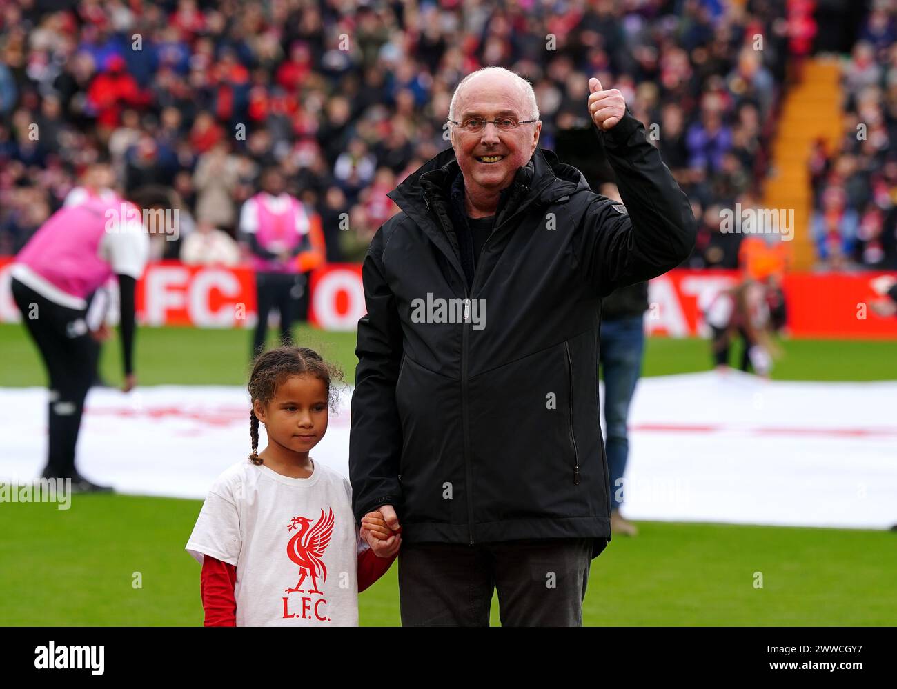Sven goran eriksson anfield hi-res stock photography and images - Alamy