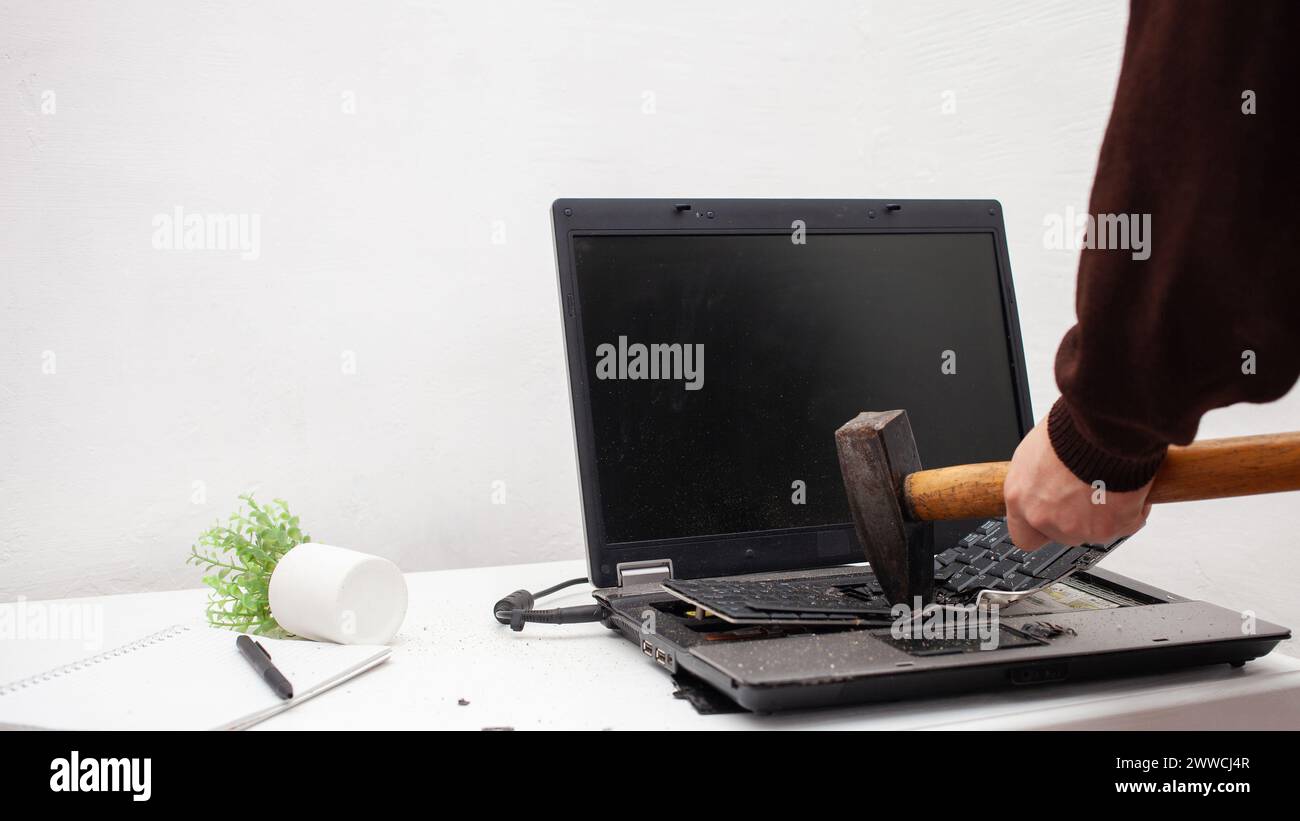 Software de error hi-res stock photography and images - Alamy